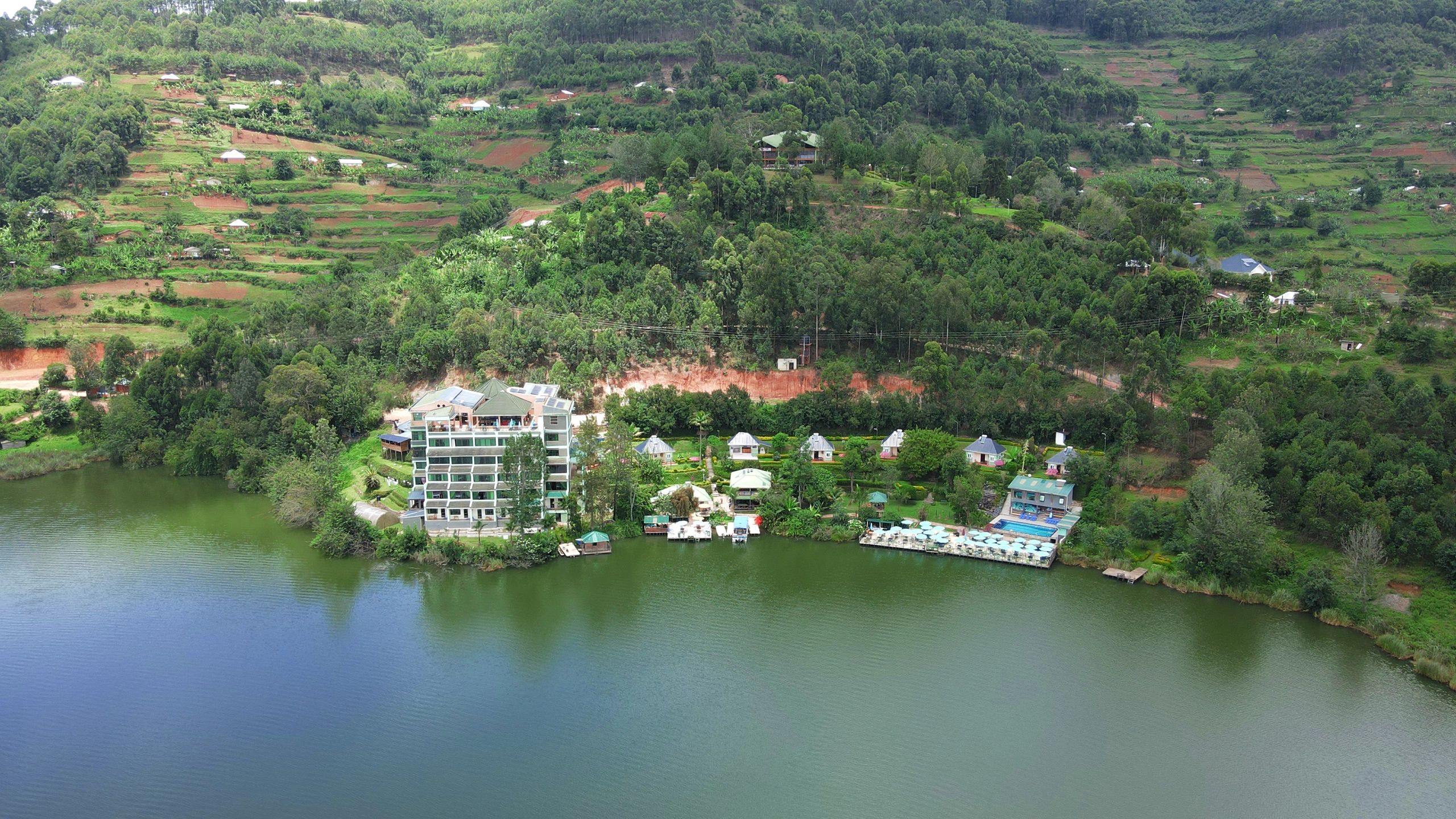 HOME [bunyonyisafarisresort.com]
