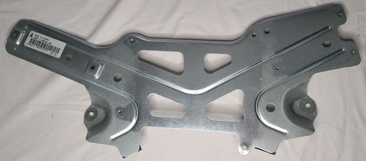 Module tray assembly 3W6T-12B655-AB