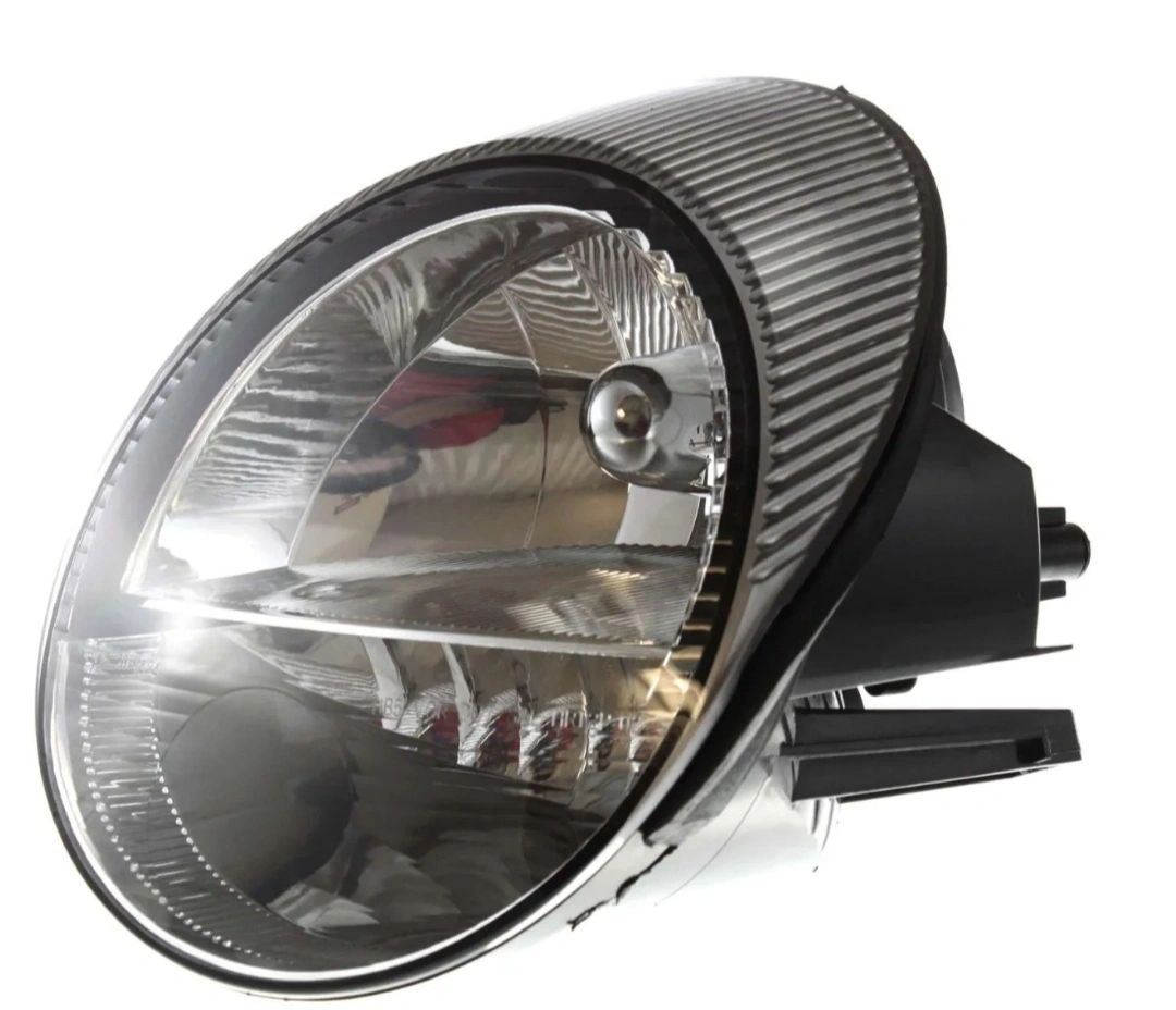 Headlight set Drivers and Passengers w/Halogen Bulbs