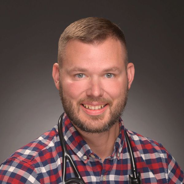 Story Family Medicine - online