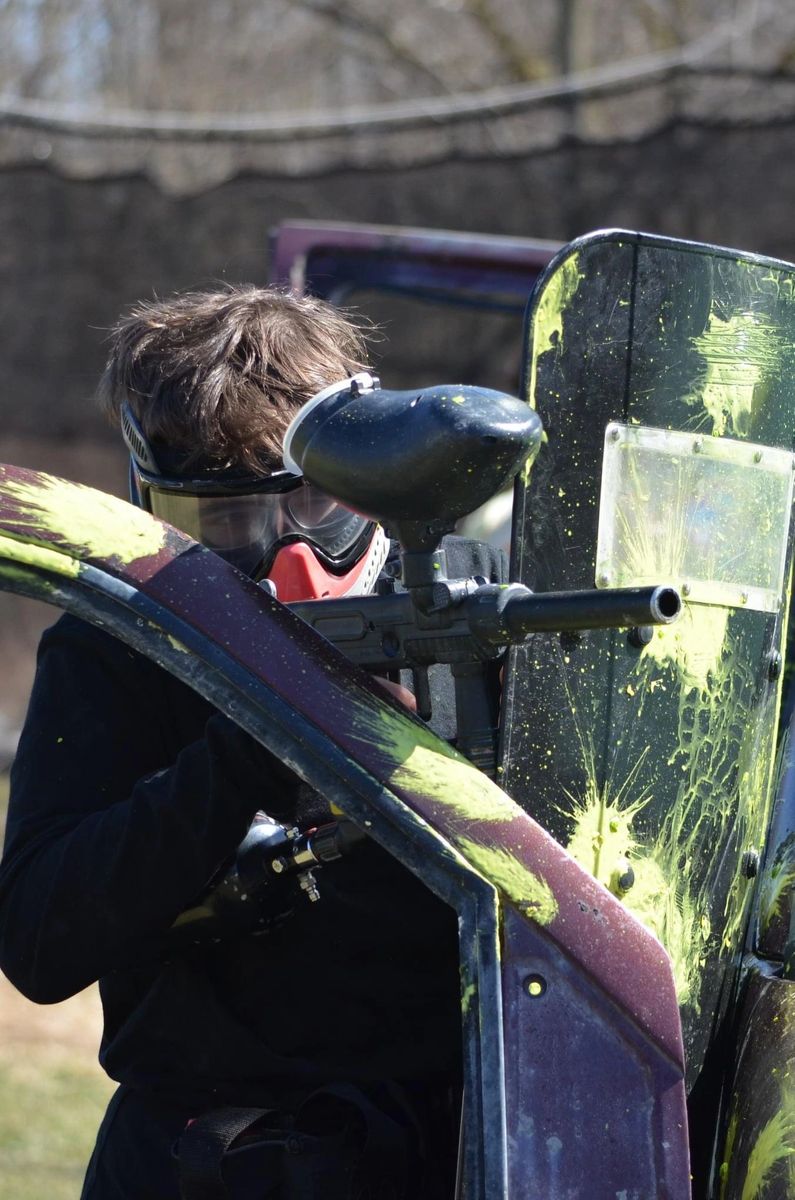 1 Hour Open Play - $10 Per Player - Paintballs Sold Separately