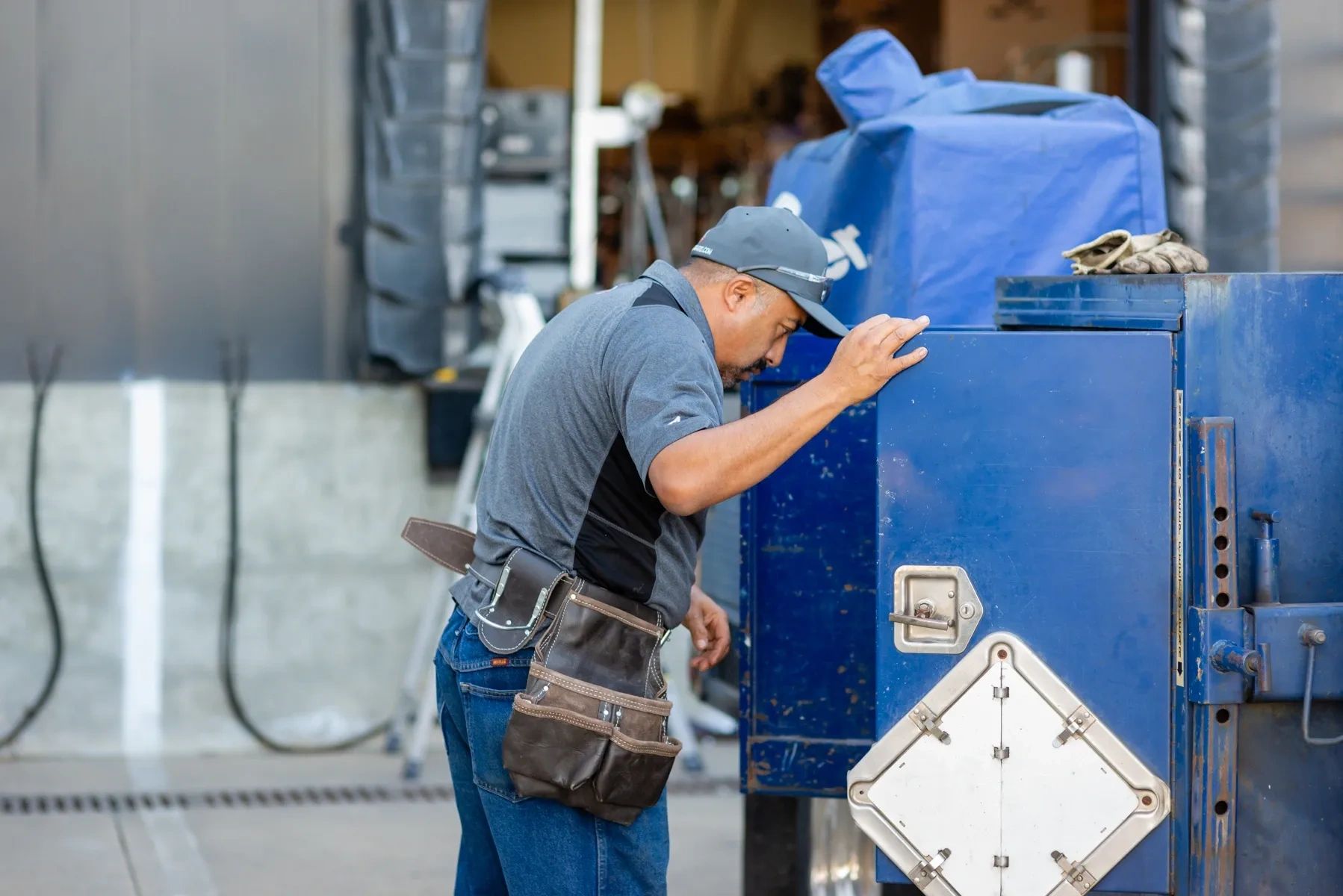 Advanced Garage Doors & Gates, Inc.
