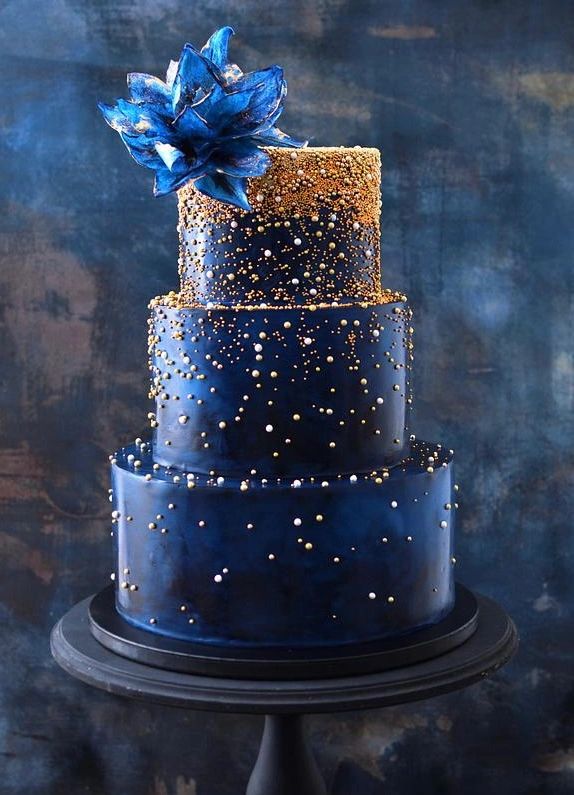 Cake Handling | Samaris Sweets