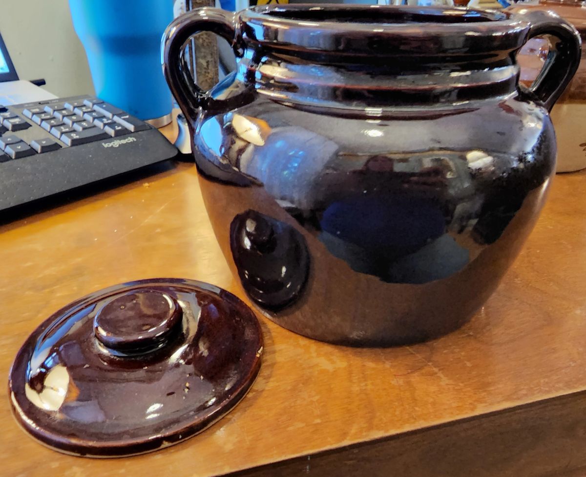 Boston Bean Pot - Crock