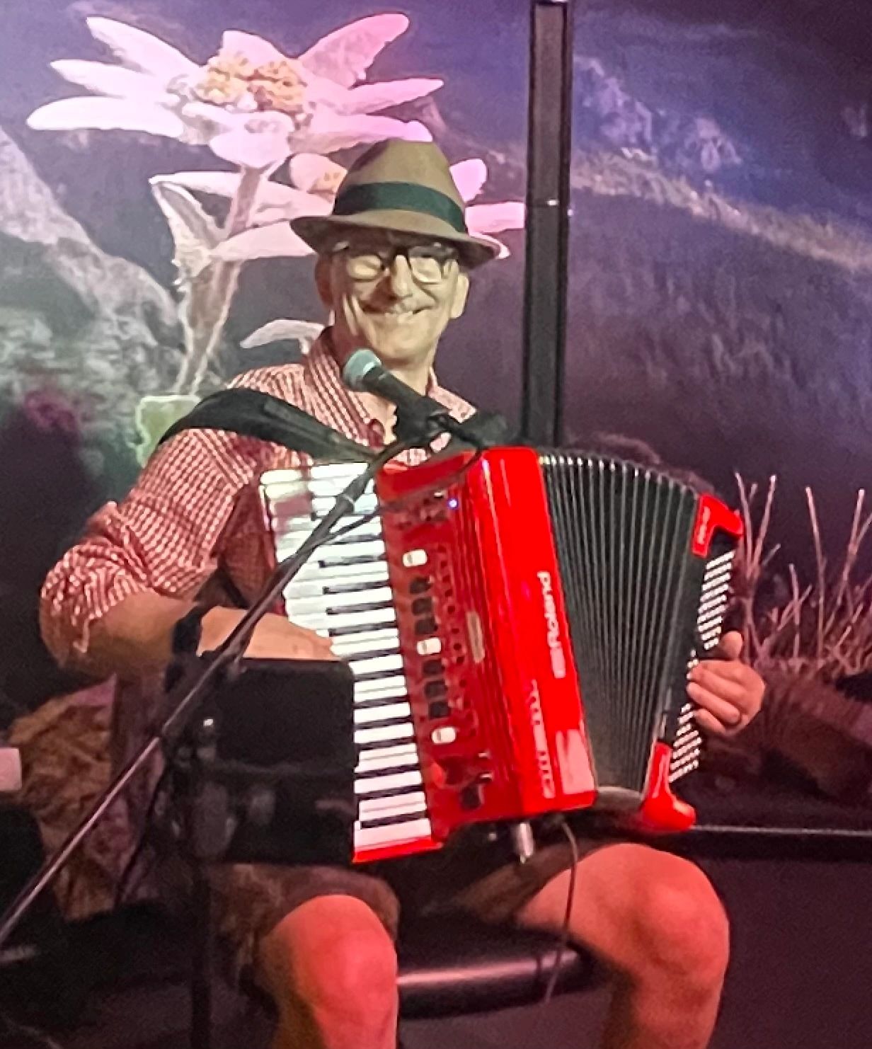 Larry Roberts At Edelweiss Biergarten