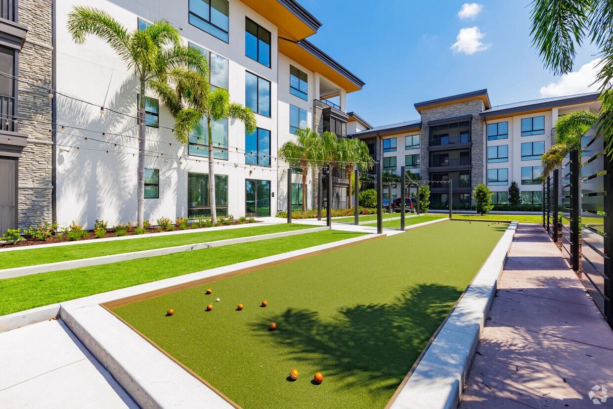 Commercial Landscaping Services | REW Landscape Corp