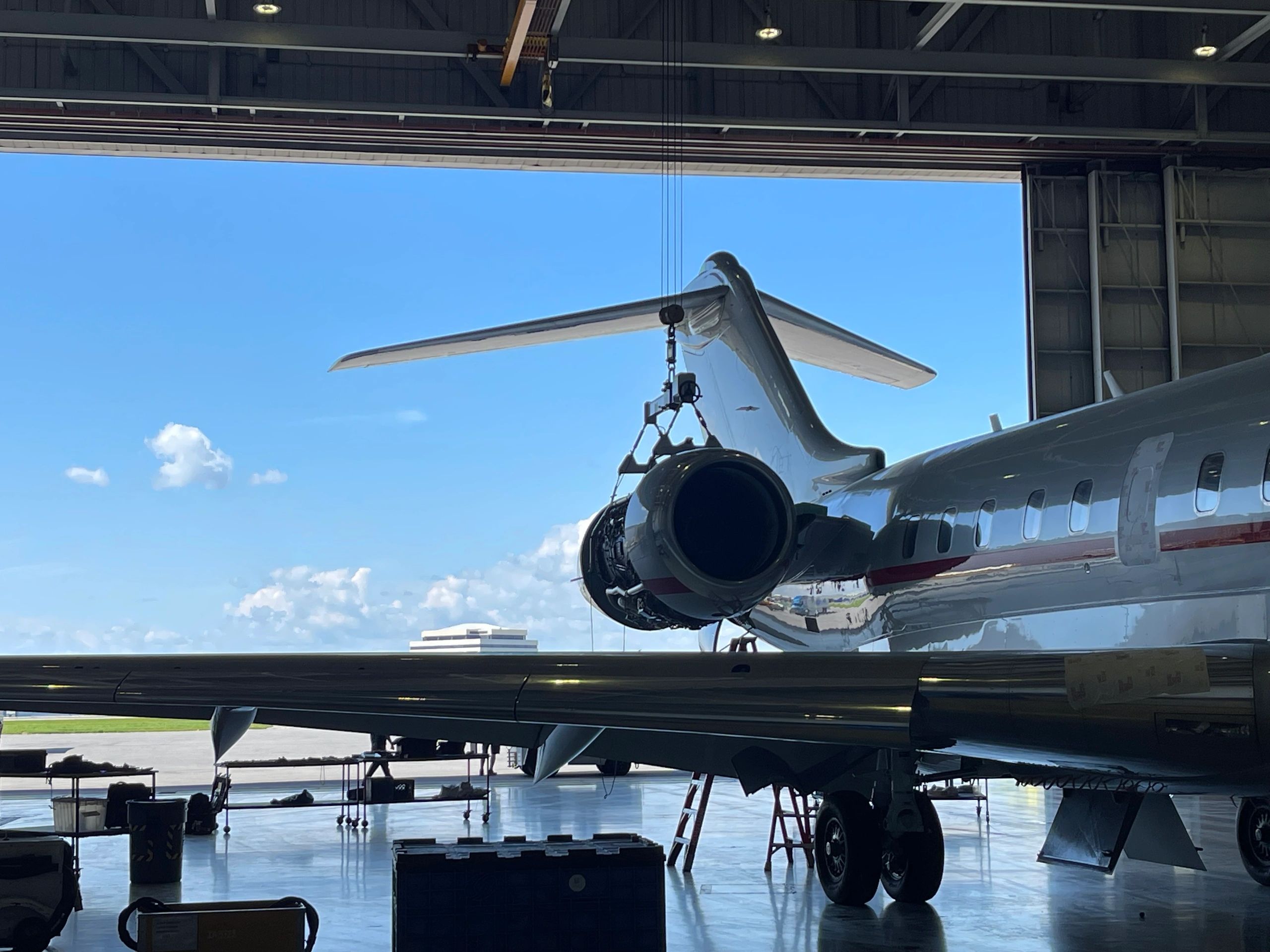 Importance of 24/7 Aircraft on Ground (AOG) Support in Aviation