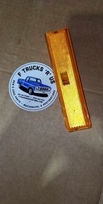 Ford F100 F150 F250 F350 Bronco 81-86 Side Marker/Indicator R/H