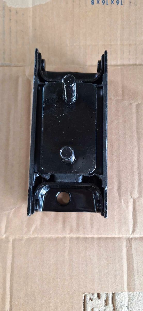 Ford F250 F350 S/Duty 2001-2006 4R100 Auto Transmission Mount