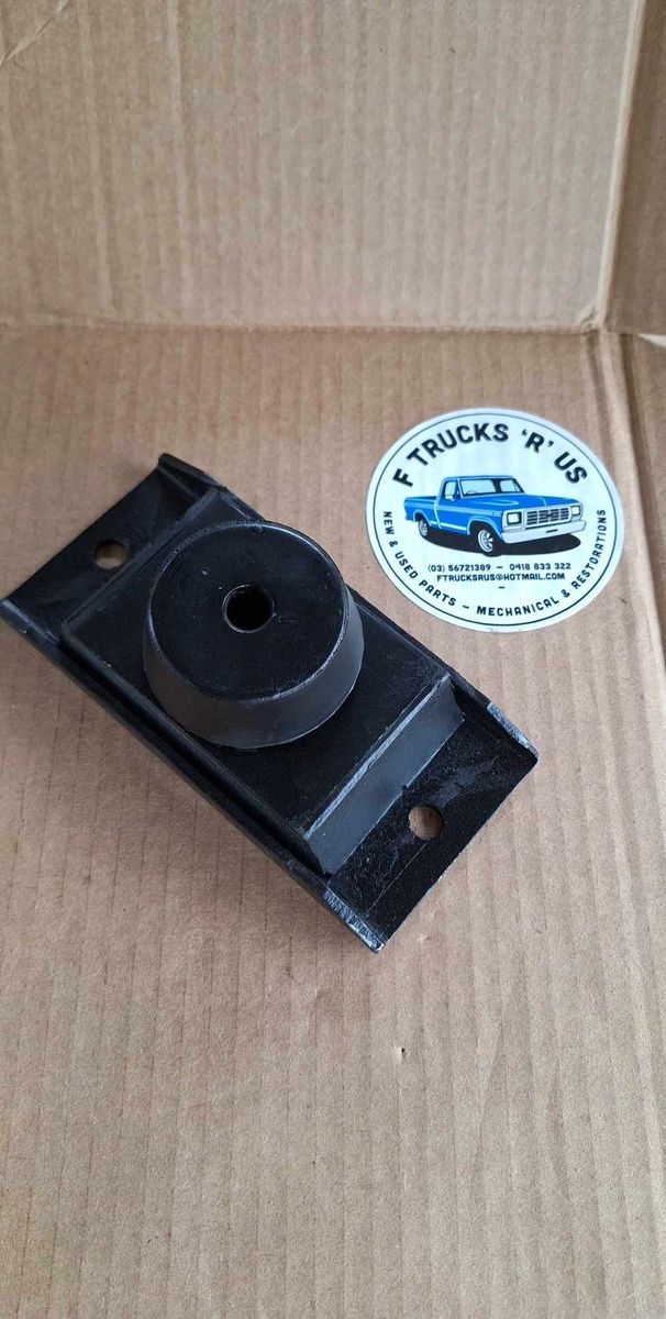 Ford F500 F700 75-78 Front Motor Mount V8 360/390 Ci