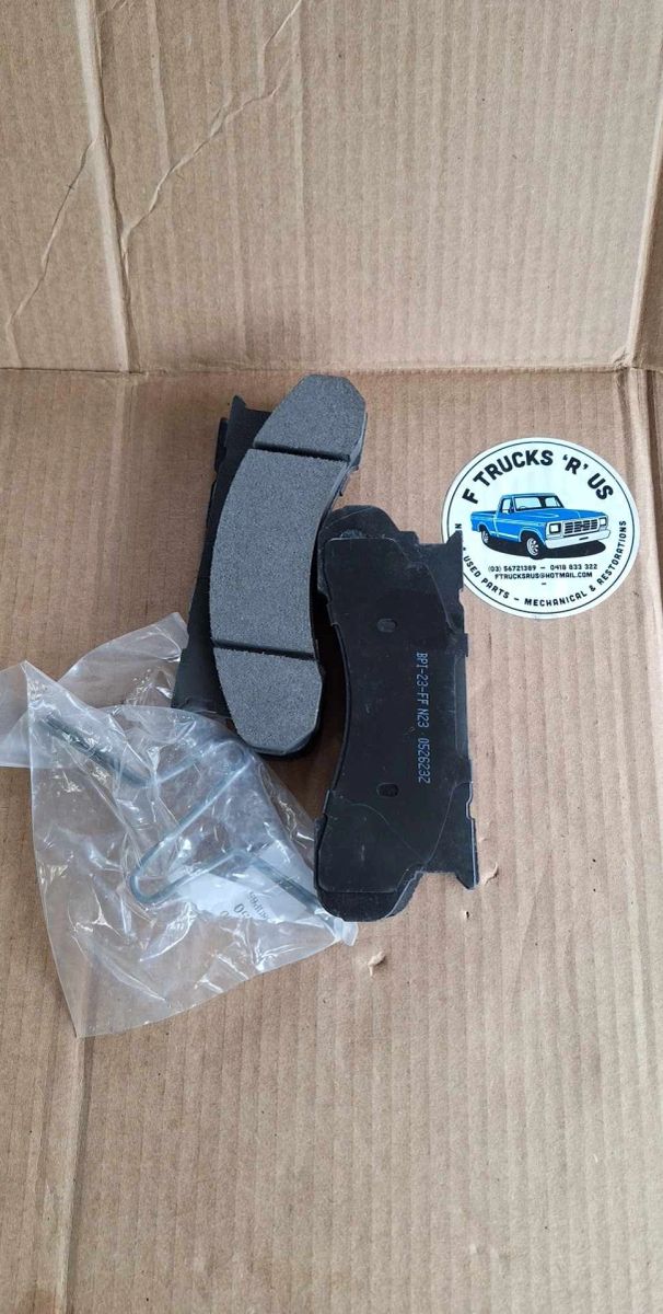 Ford F250 F350 E250 E350 1976-1992 Front Brake pads H/Duty