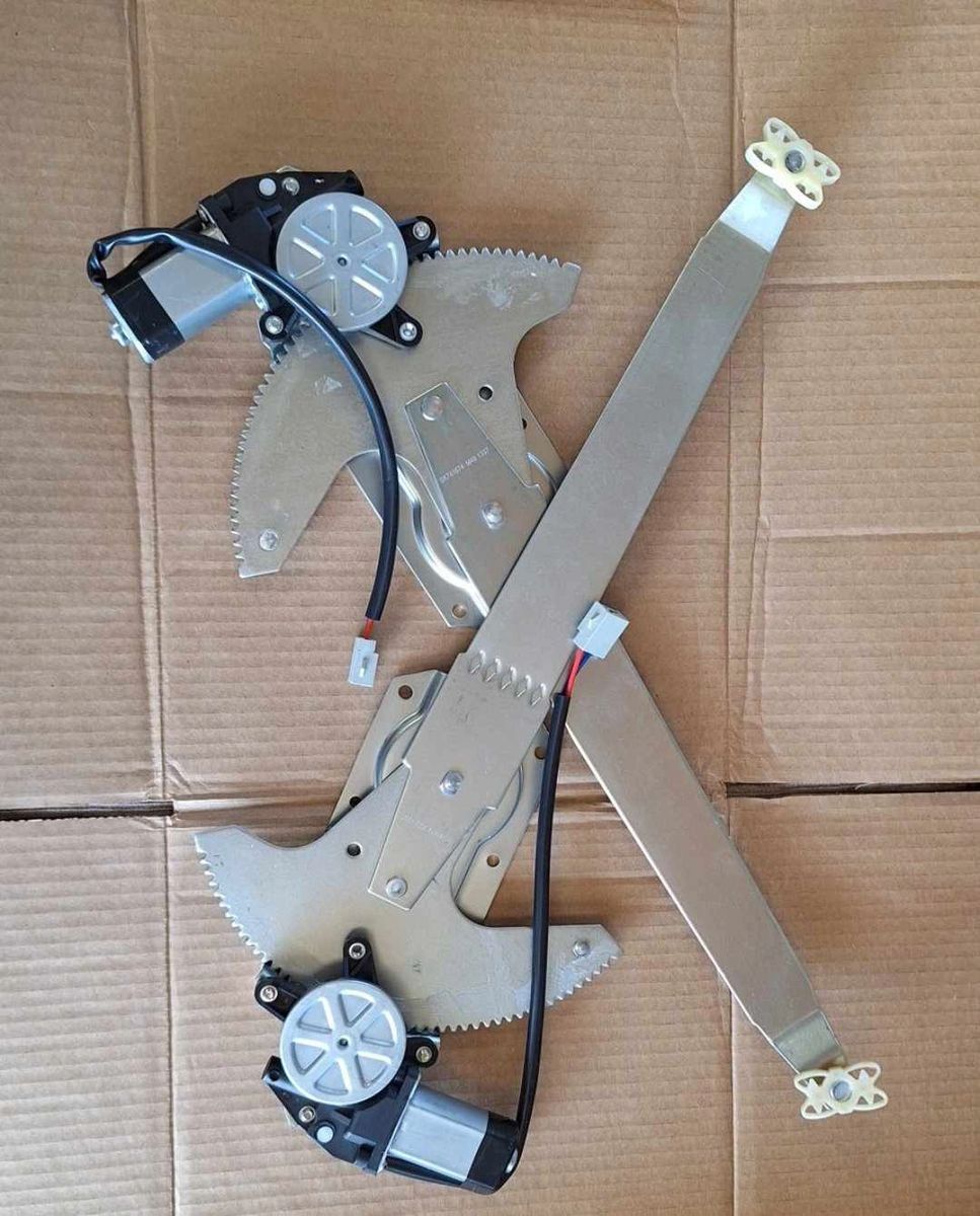 Ford F100 F150 F250 F350 1981-1996 Power Window Regulator Pair