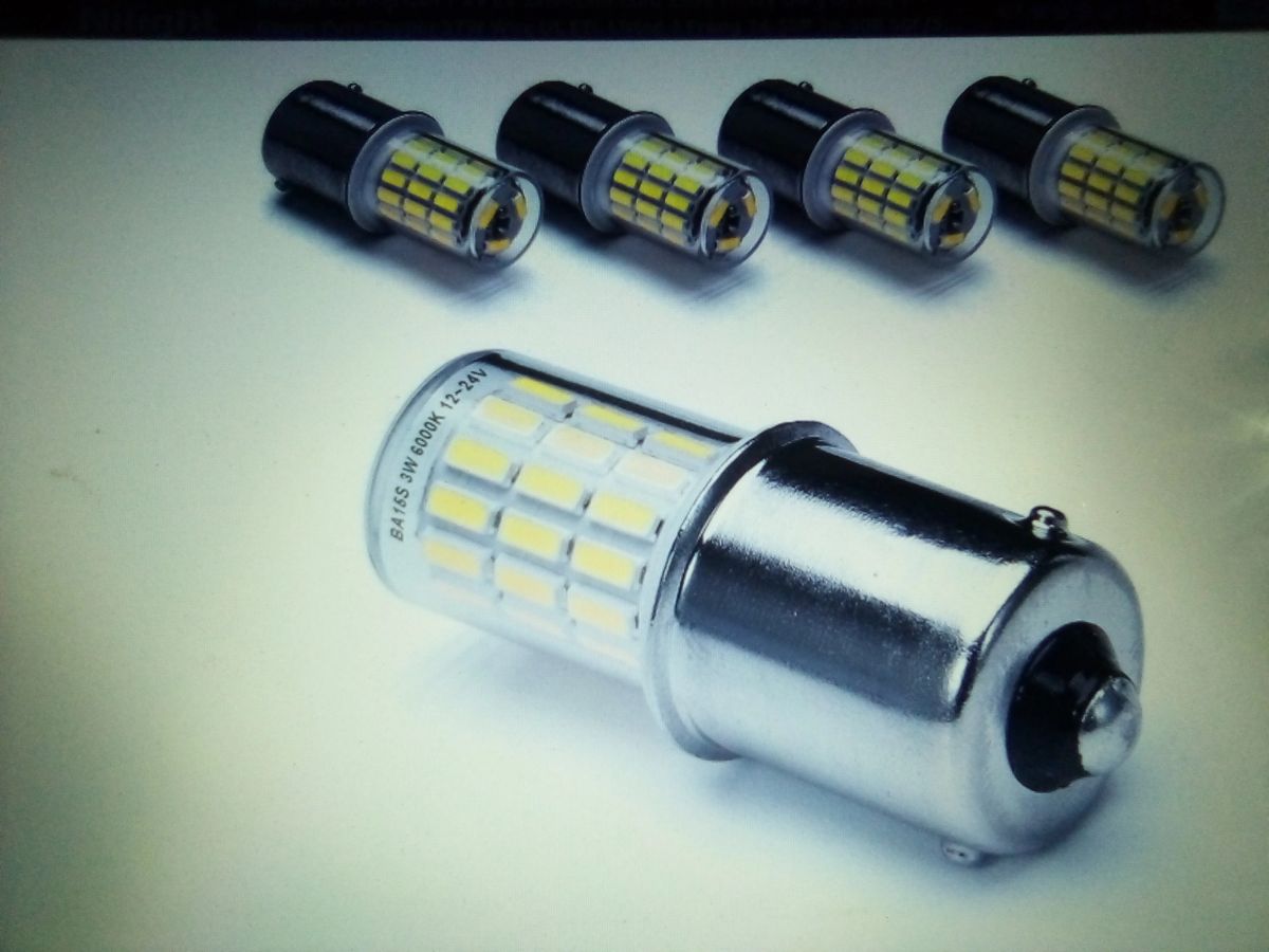 LED READING LIGHT BULB