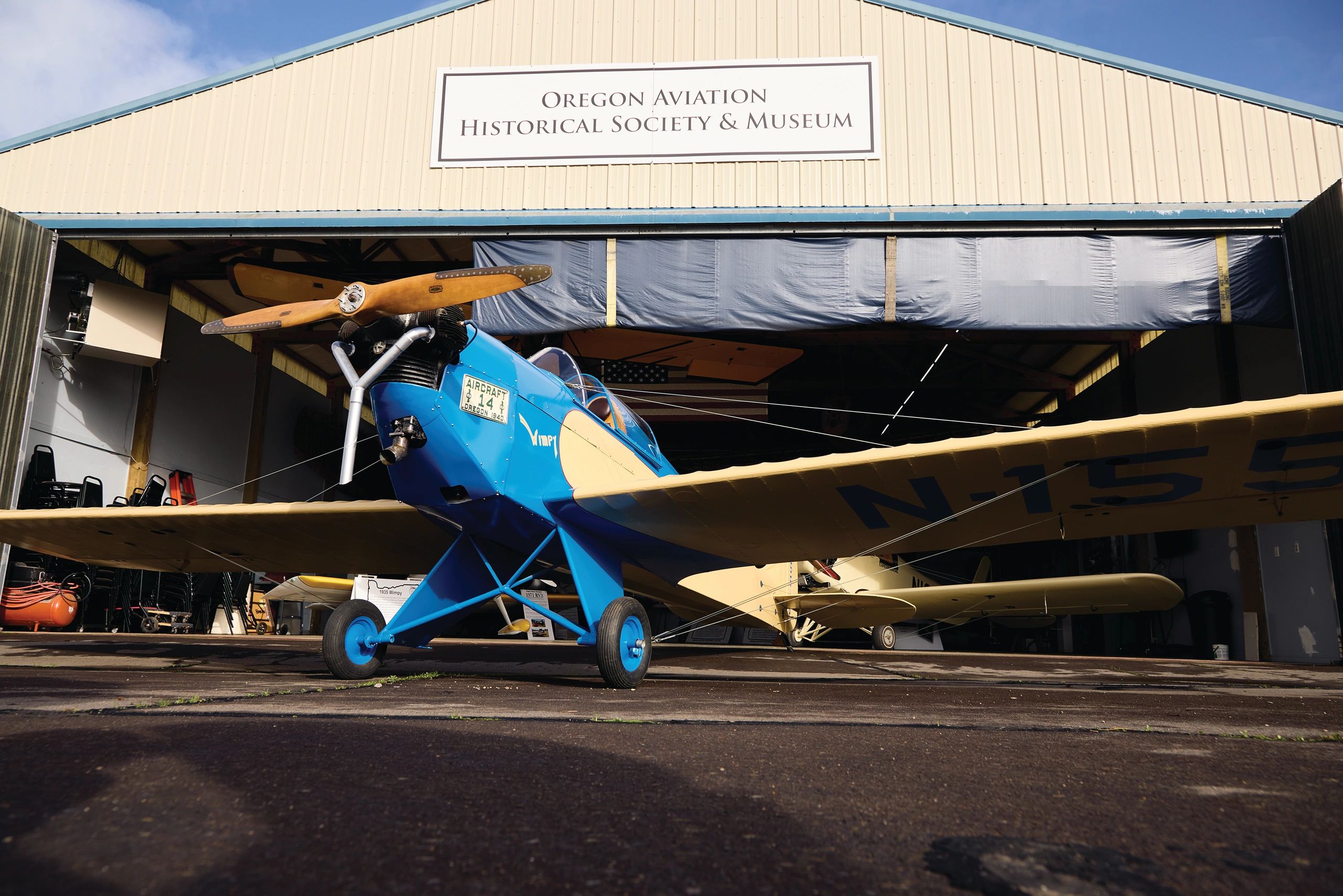Explore the Fascinating World of Vintage Airplanes at Oregon Aviation ...