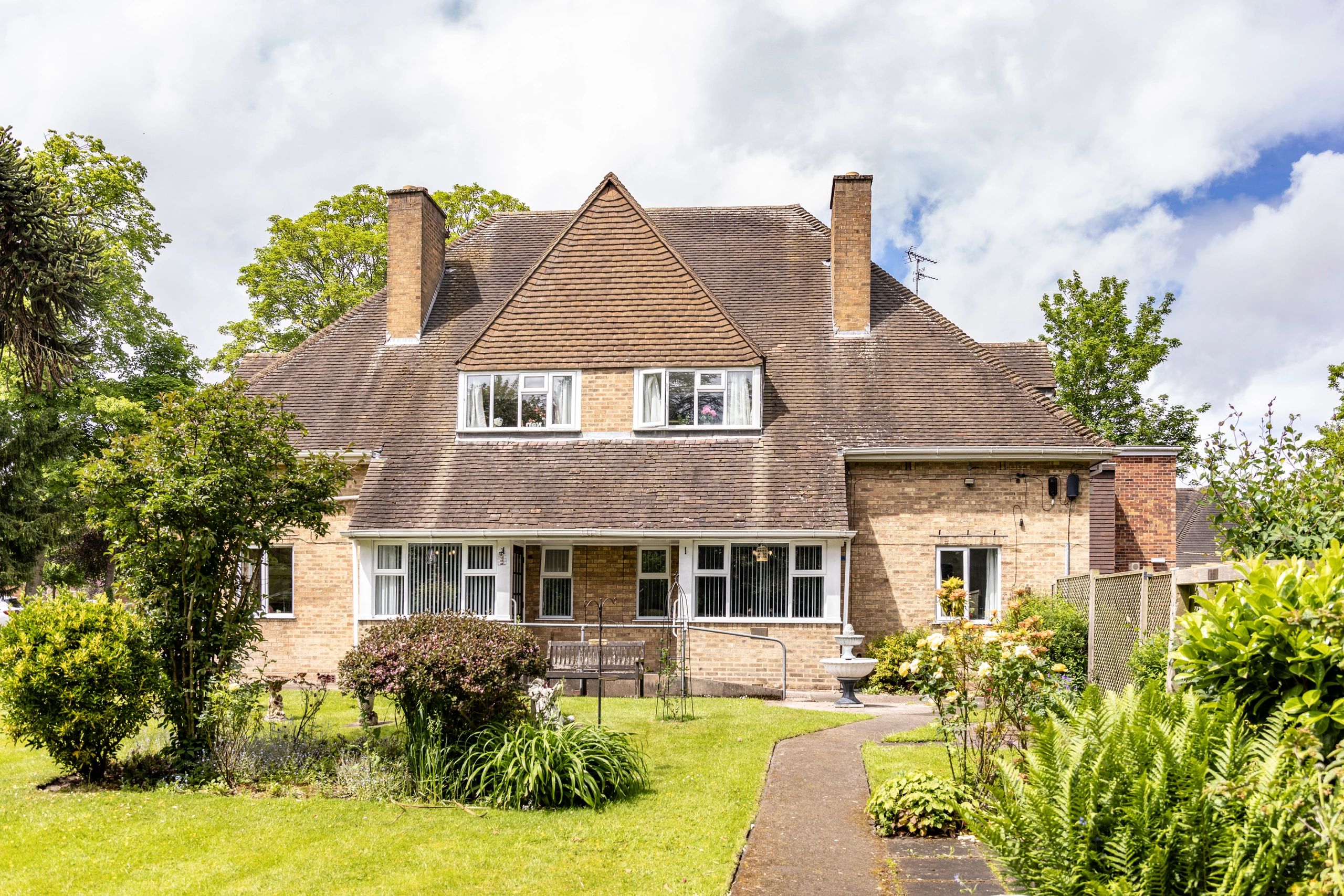 Home | Elizabeth House Shirley