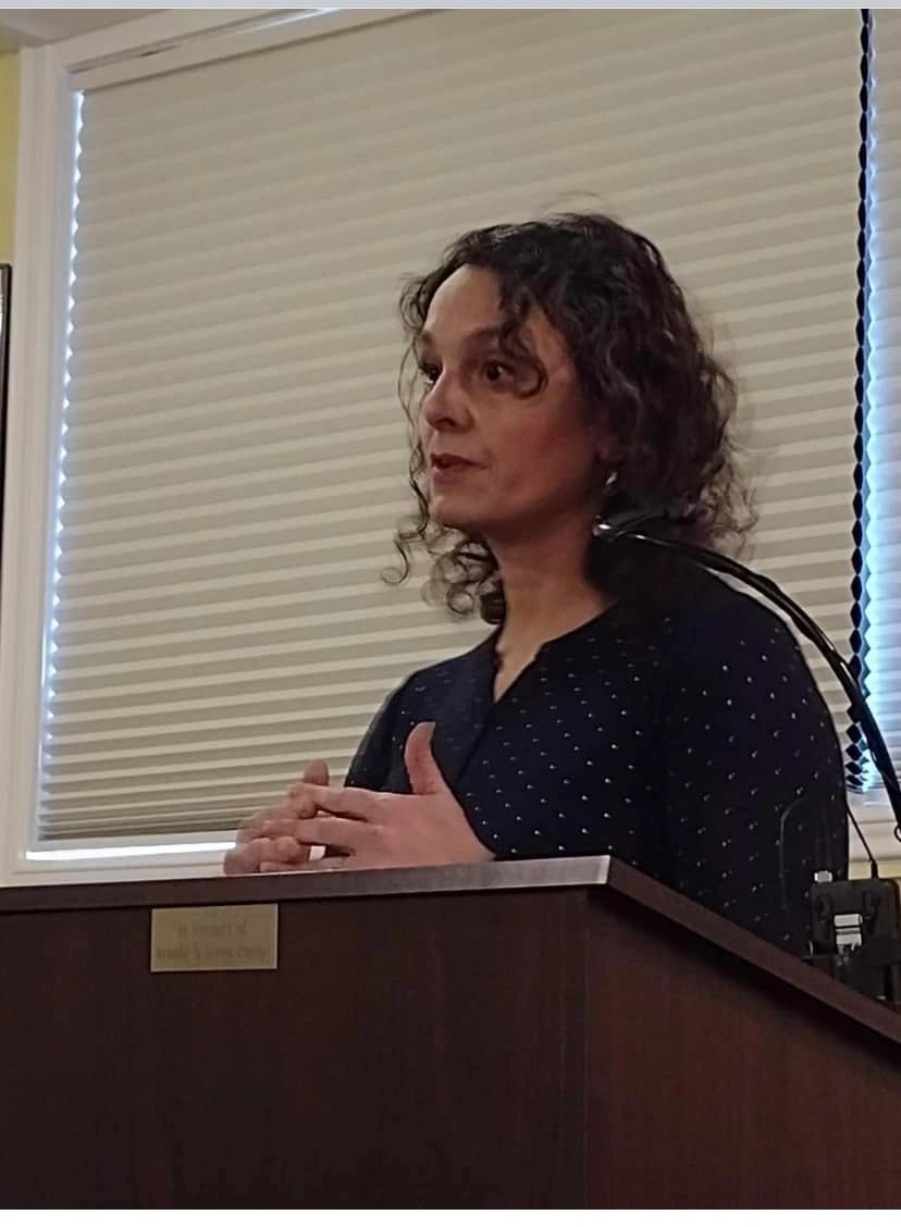 Top Psychic Medium | Effie Linke