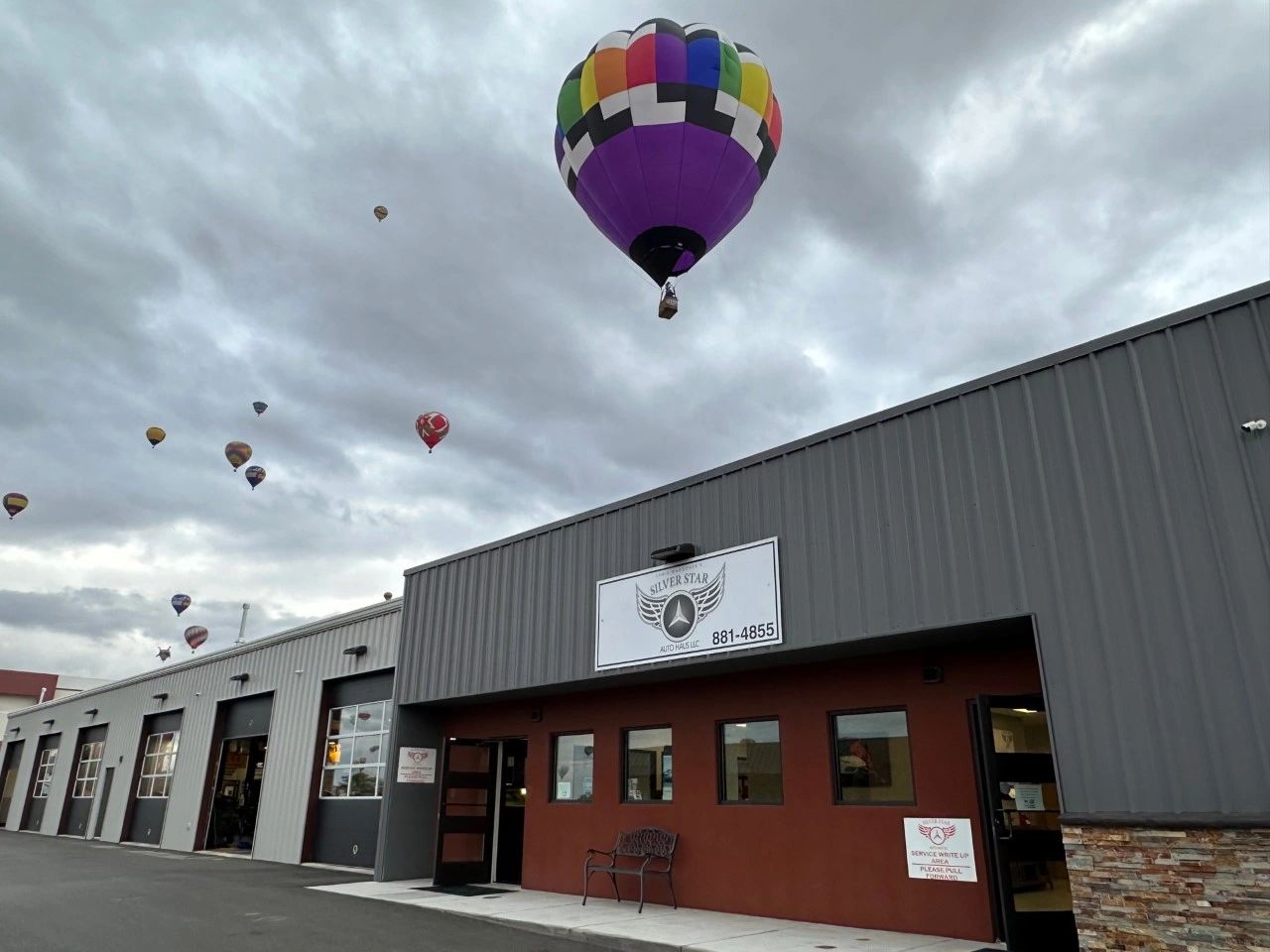 Silver Star Auto Haus LLC - Mercedes Benz, Shop