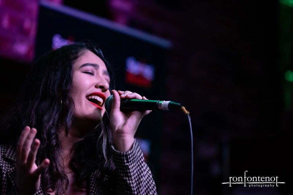 Nicole de la Cruz - Singer, Songwriter