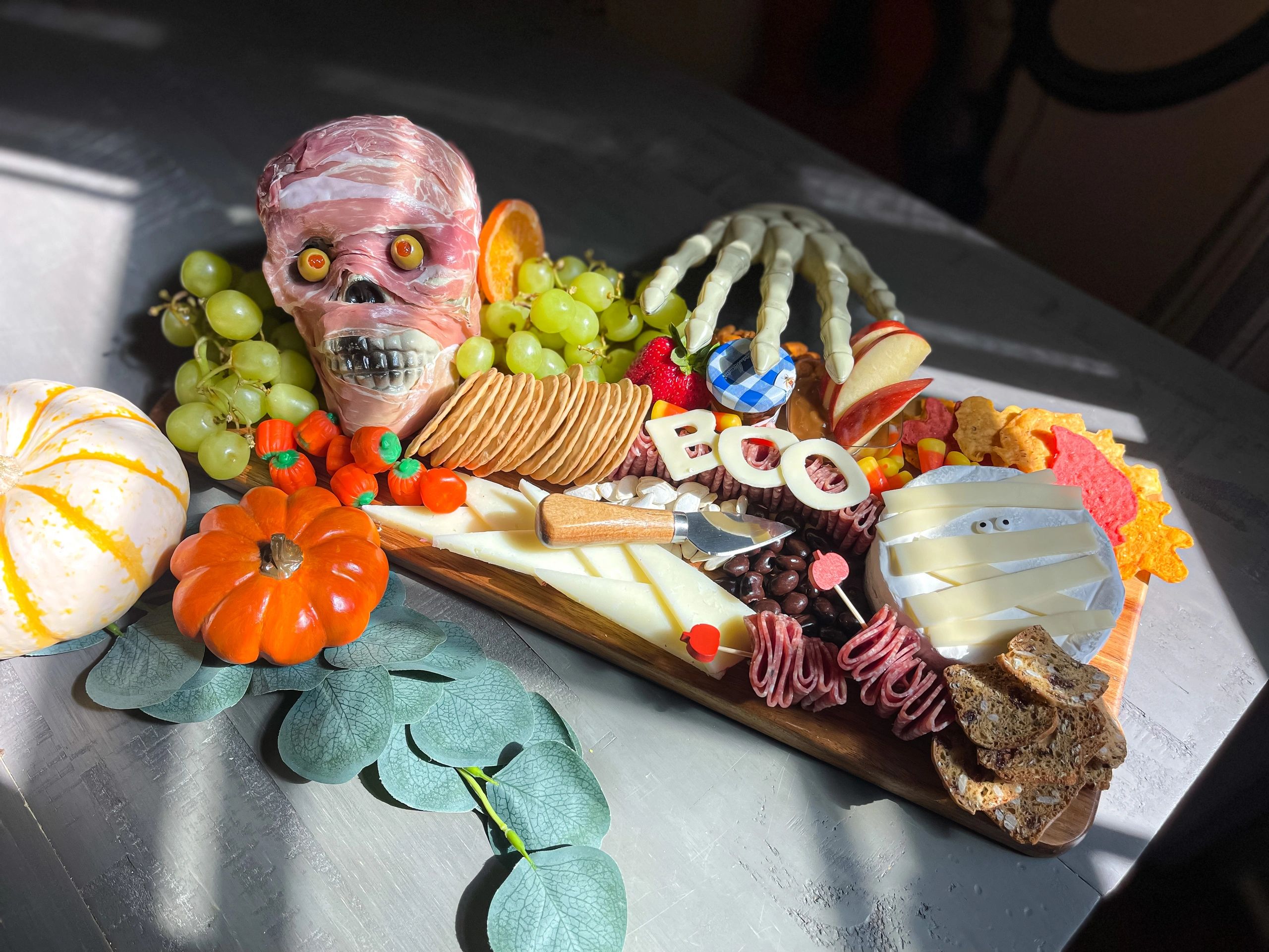 Let’s Brie Friends