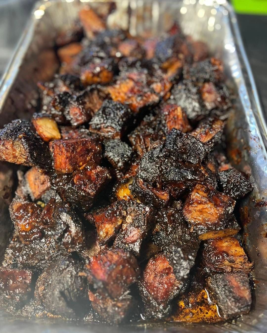 Delicious Barbecue at 3 Beards BBQ - Taste the Flavor