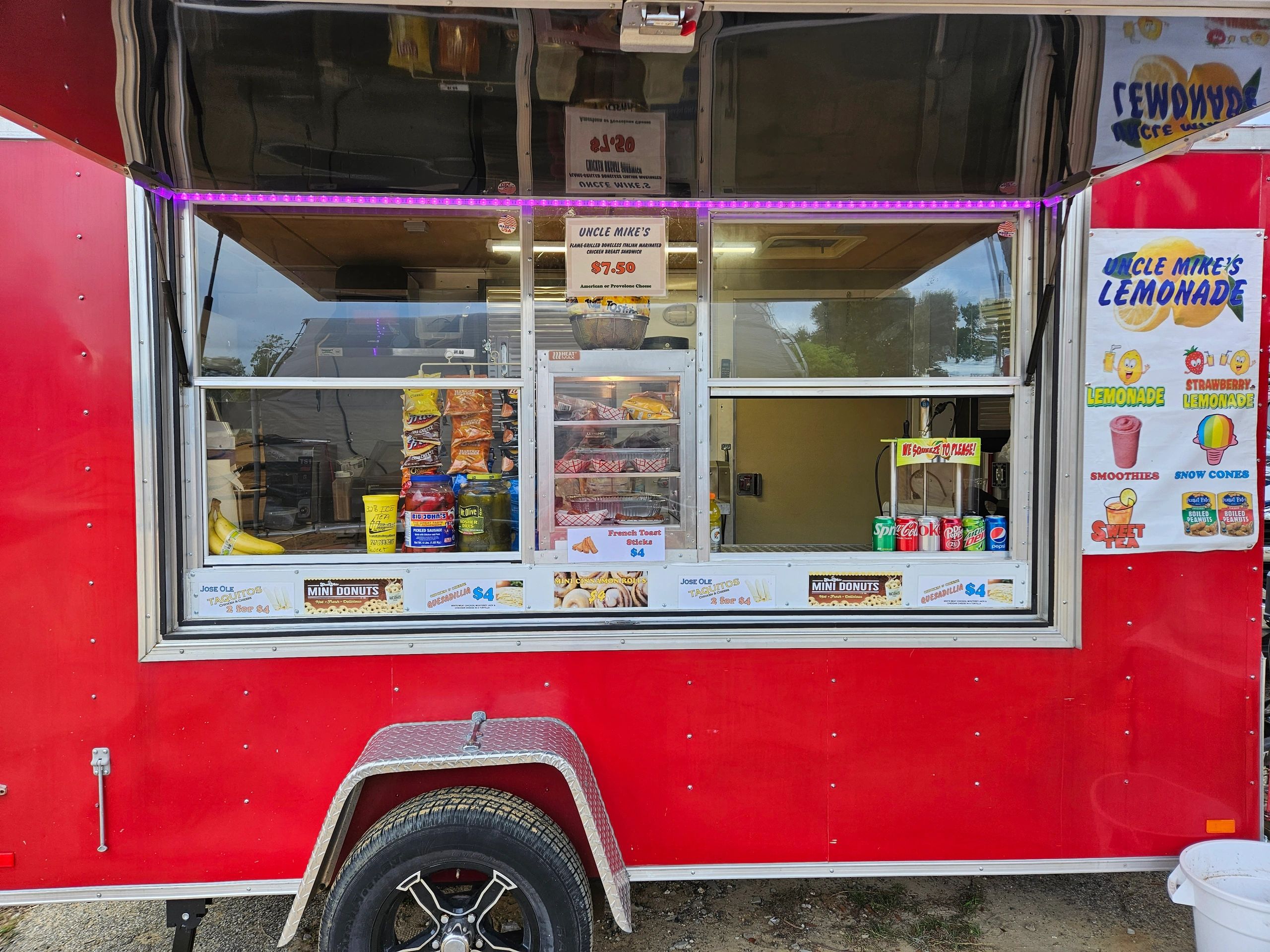 UNCLE MIKE's LEMONADE