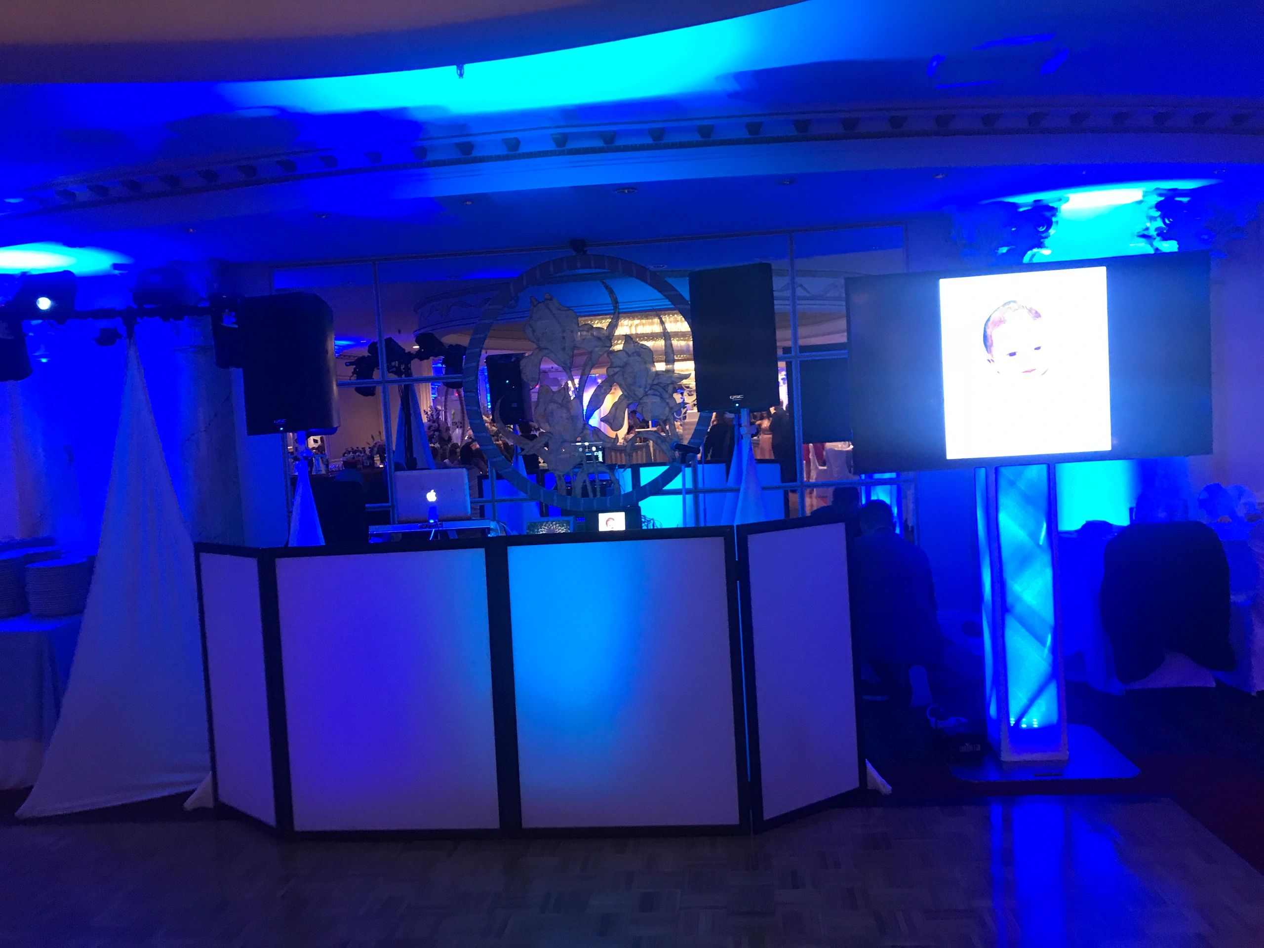 First Class Entertainment