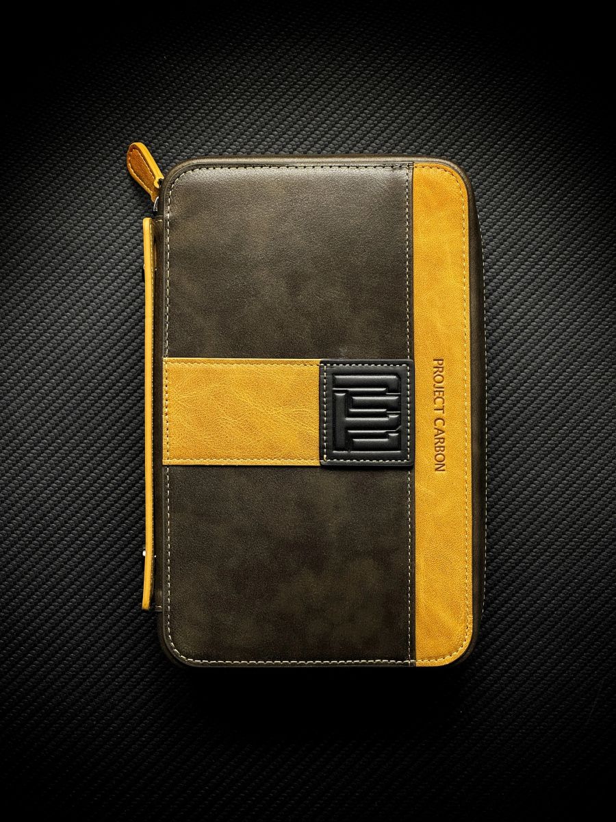 LEATHER SERIES - "MR BOWSER" TRAVEL CASE