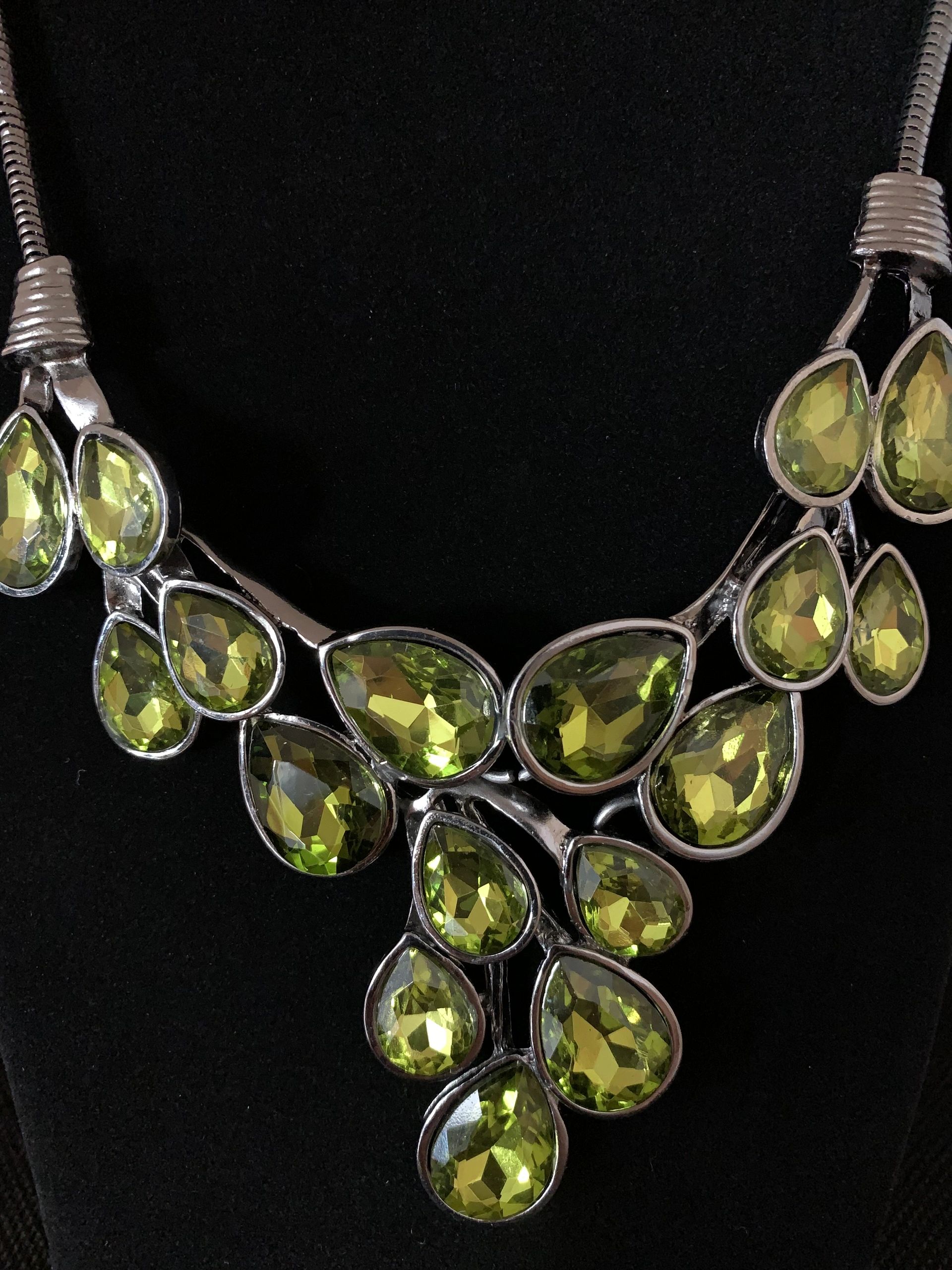 Annette - Jewelry, Fossils