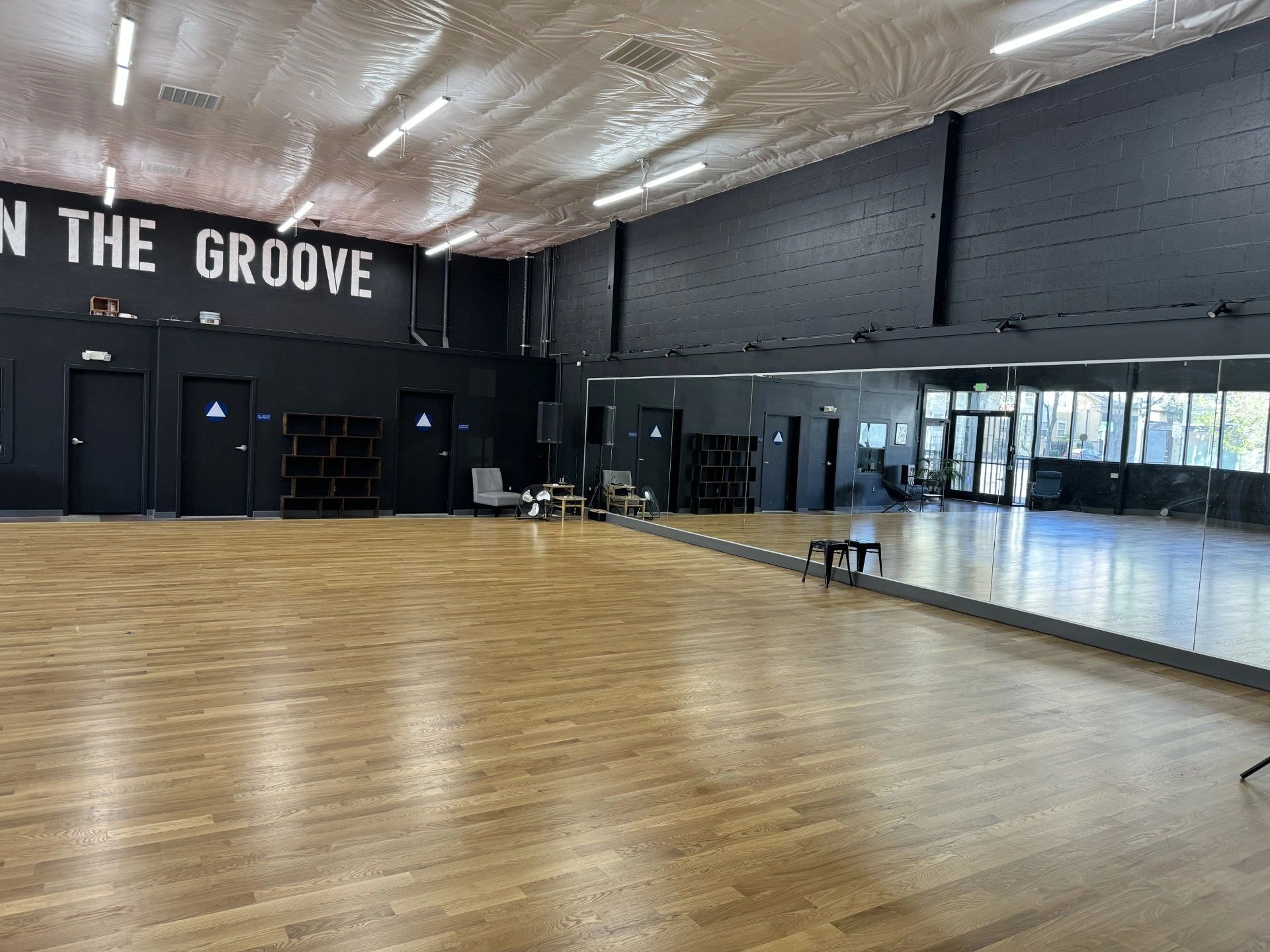 In the Groove Studios - Dance Studio, Dance Class, Hip Hop Class