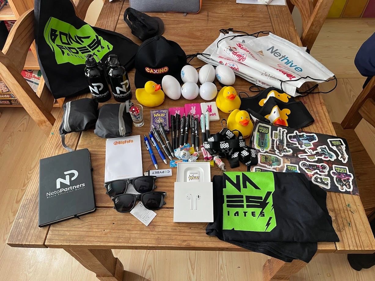 The Do’s and Don'ts of Conference Merch
