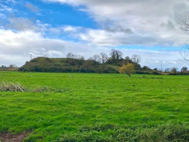 Fenny Castle - Learning, History, Live