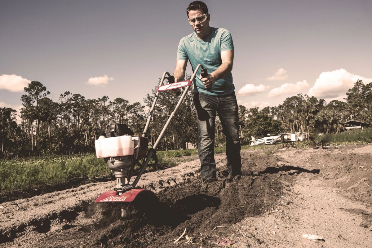 Mantis 4-Stroke Classic Tiller with Kick Stand