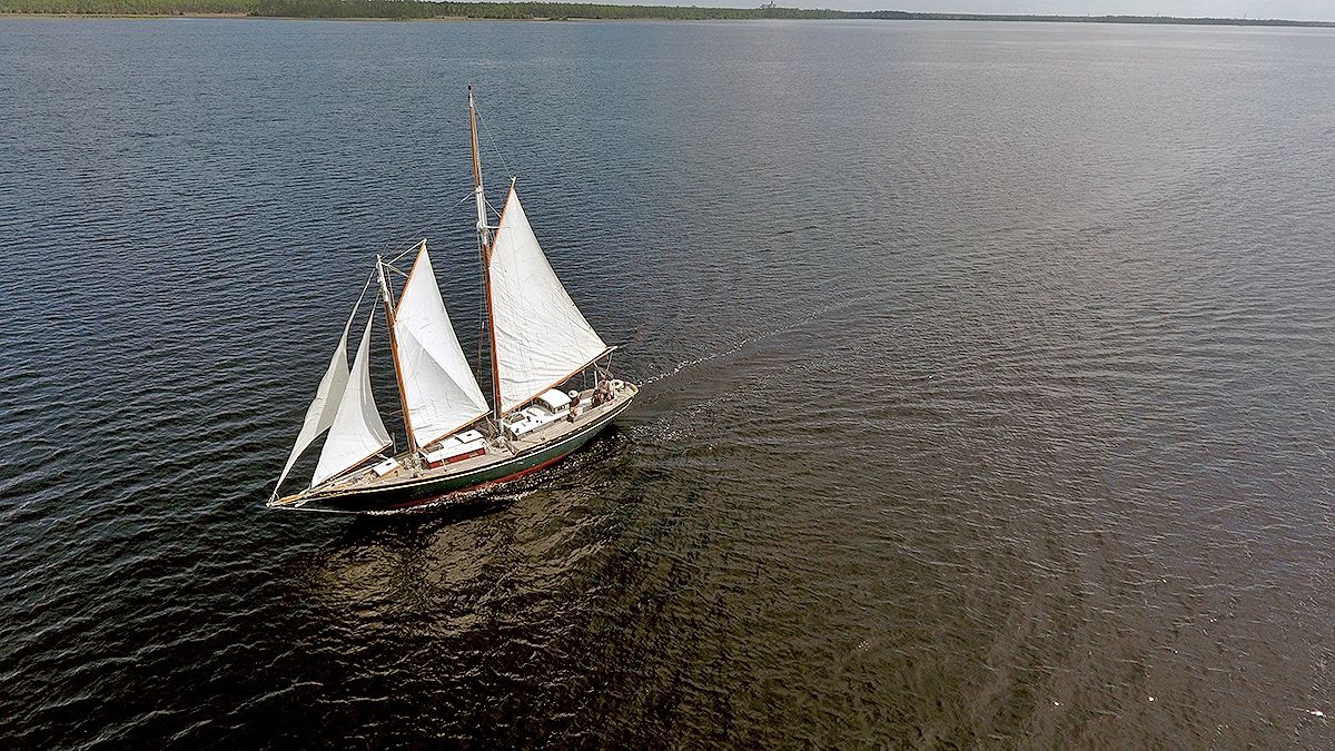 Classic Sailing Yachts