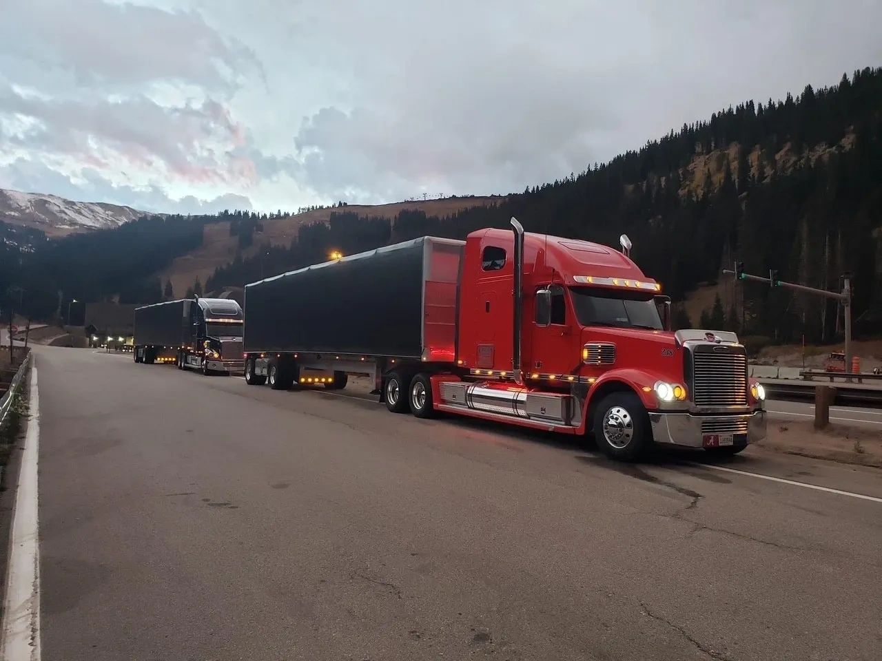 Robertson Trucking - Flatbed Transportation Carriers, Trucking, Flatbed ...