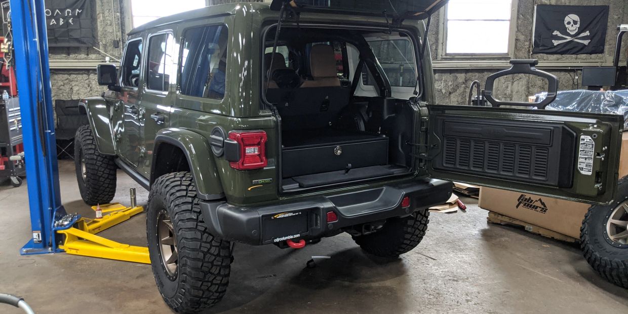RockMan Fabrication LLC - Jeep Wrangler Tailgate Table, Jl Tailgate ...