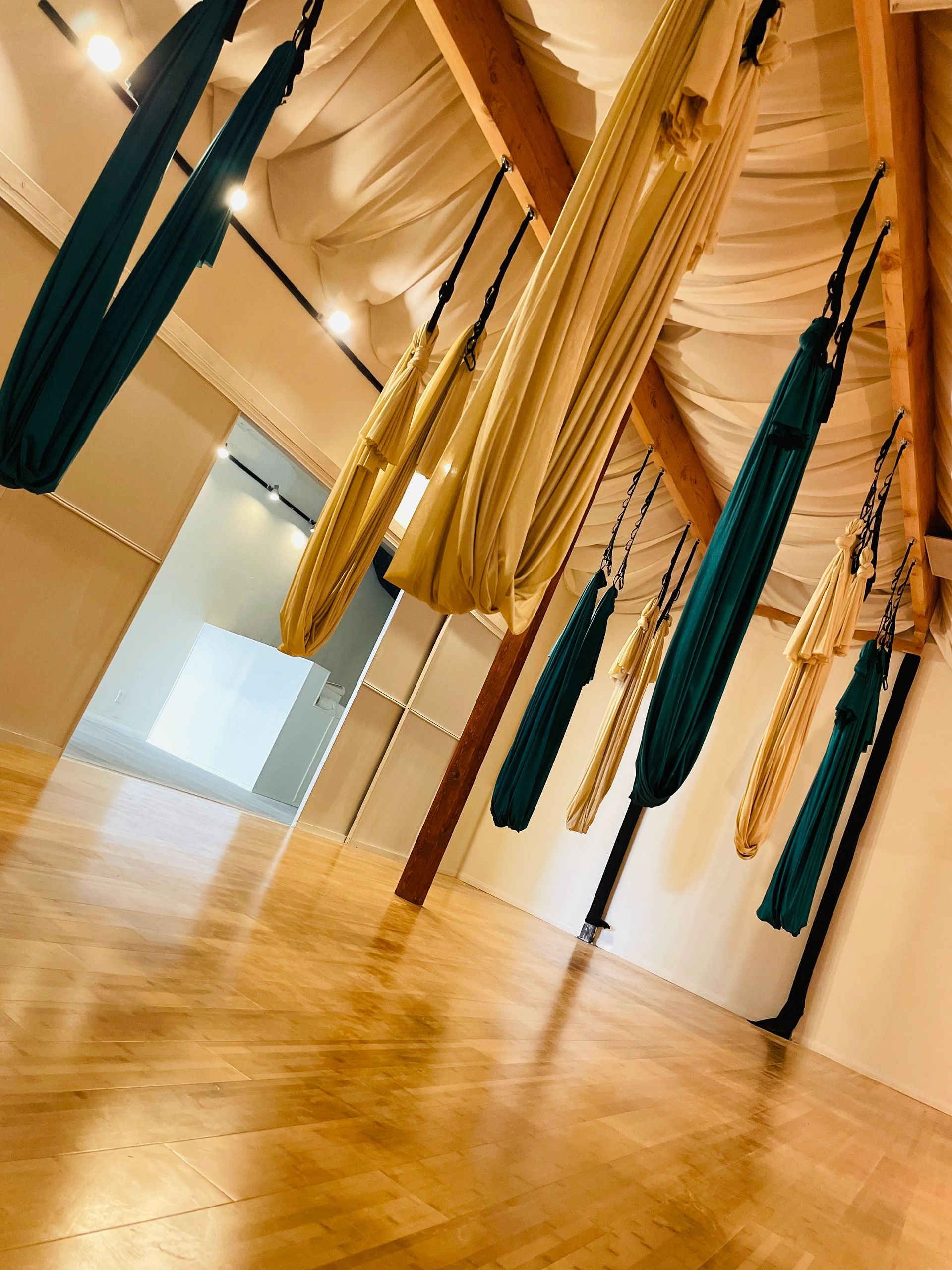 Bootea flow Yoga Studio - Yoga Class, Yoga, Aerial Yoga