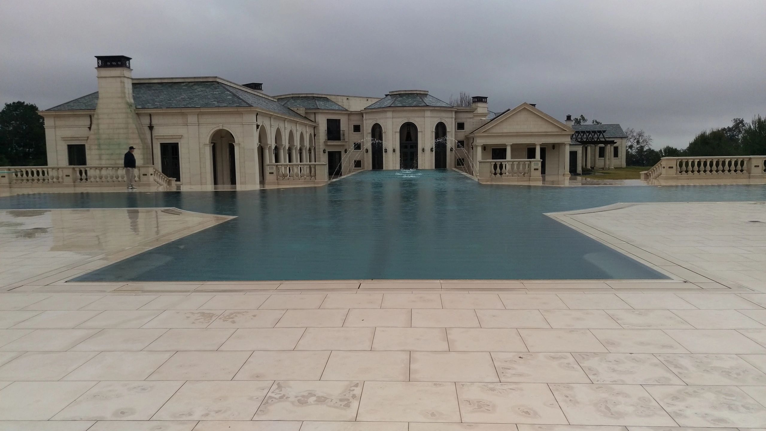 Swimming Pool Cleaning Services - Vertical Pools Residential