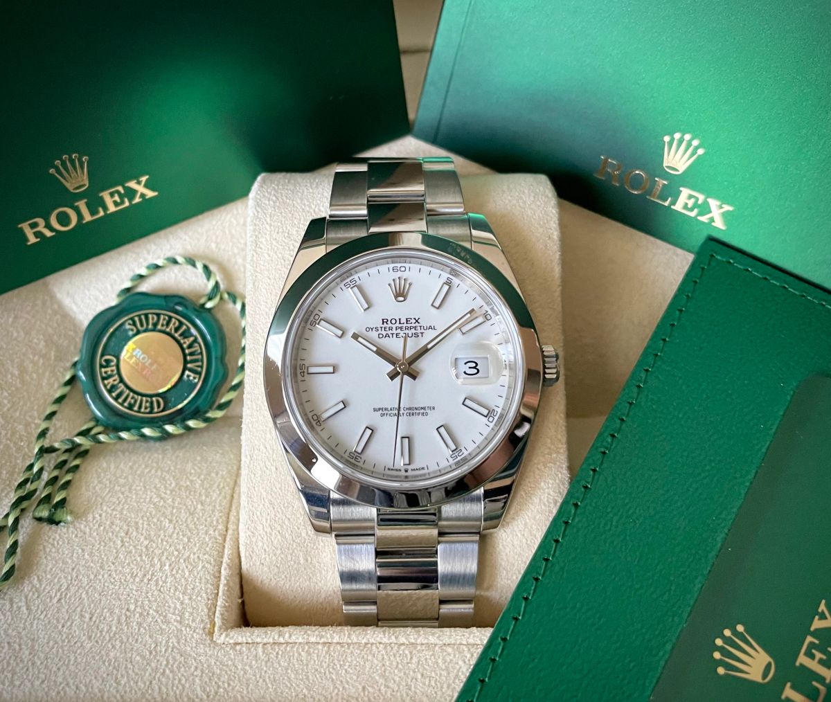 Rolex Datejust 41mm | 126300 White Index - Full Set