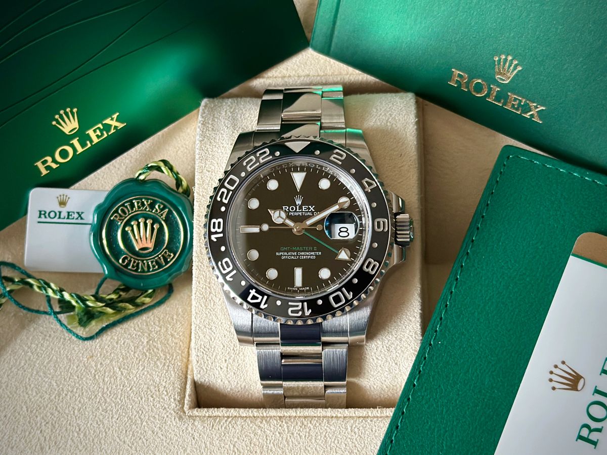 (SOLD) Rolex GMT-MASTER II | 116710LN Green Hand - Full Set