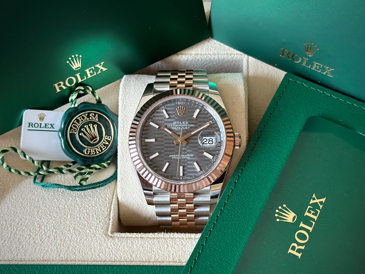 Rolex Datejust 41mm | 126331 Rhodium Motif Dial - Steel and Rosegold ...