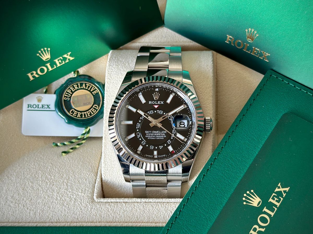 Rolex Sky-Dweller | 326934 Black Dial - Full Set