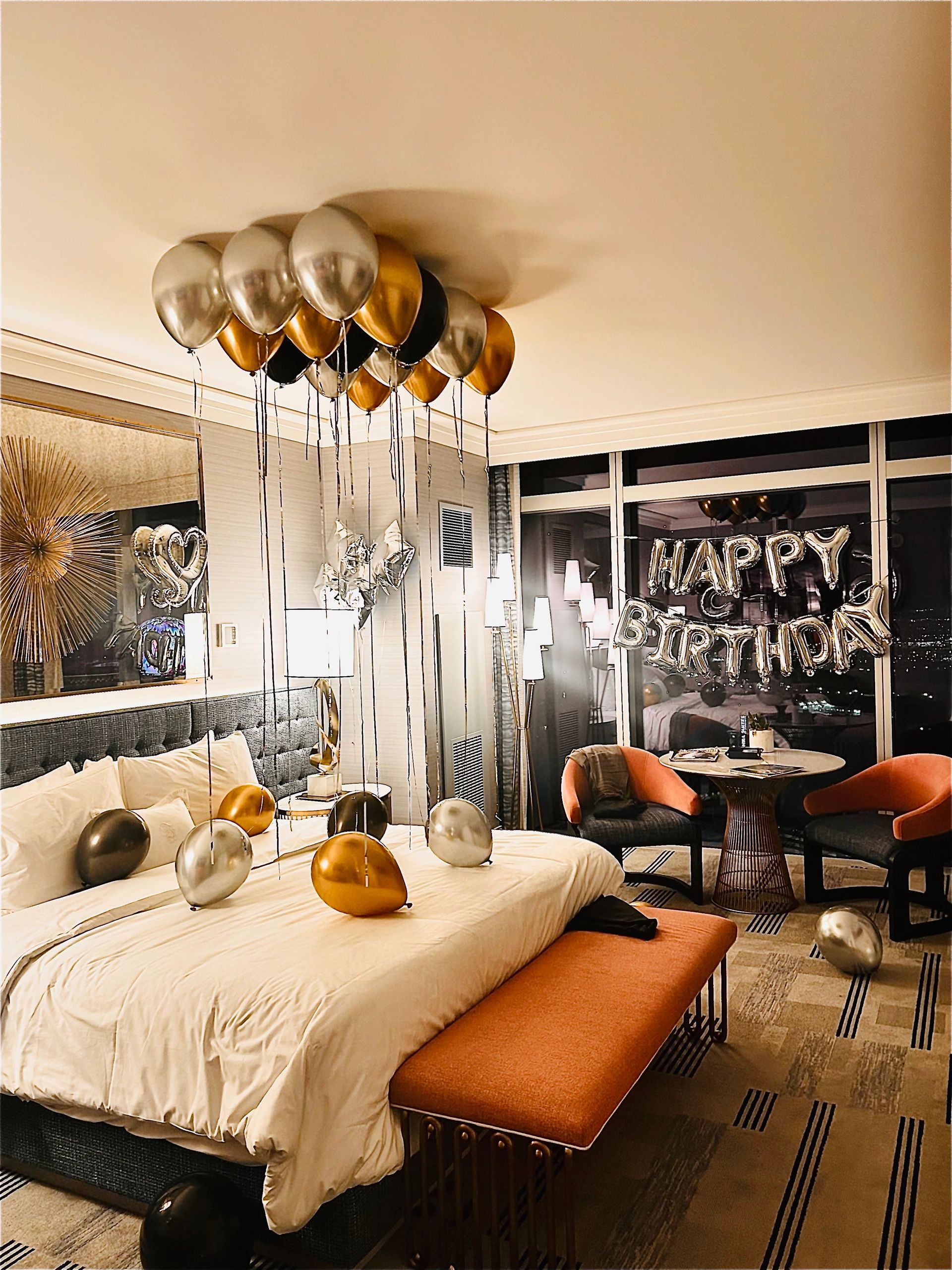 Hotel Room Decorations
