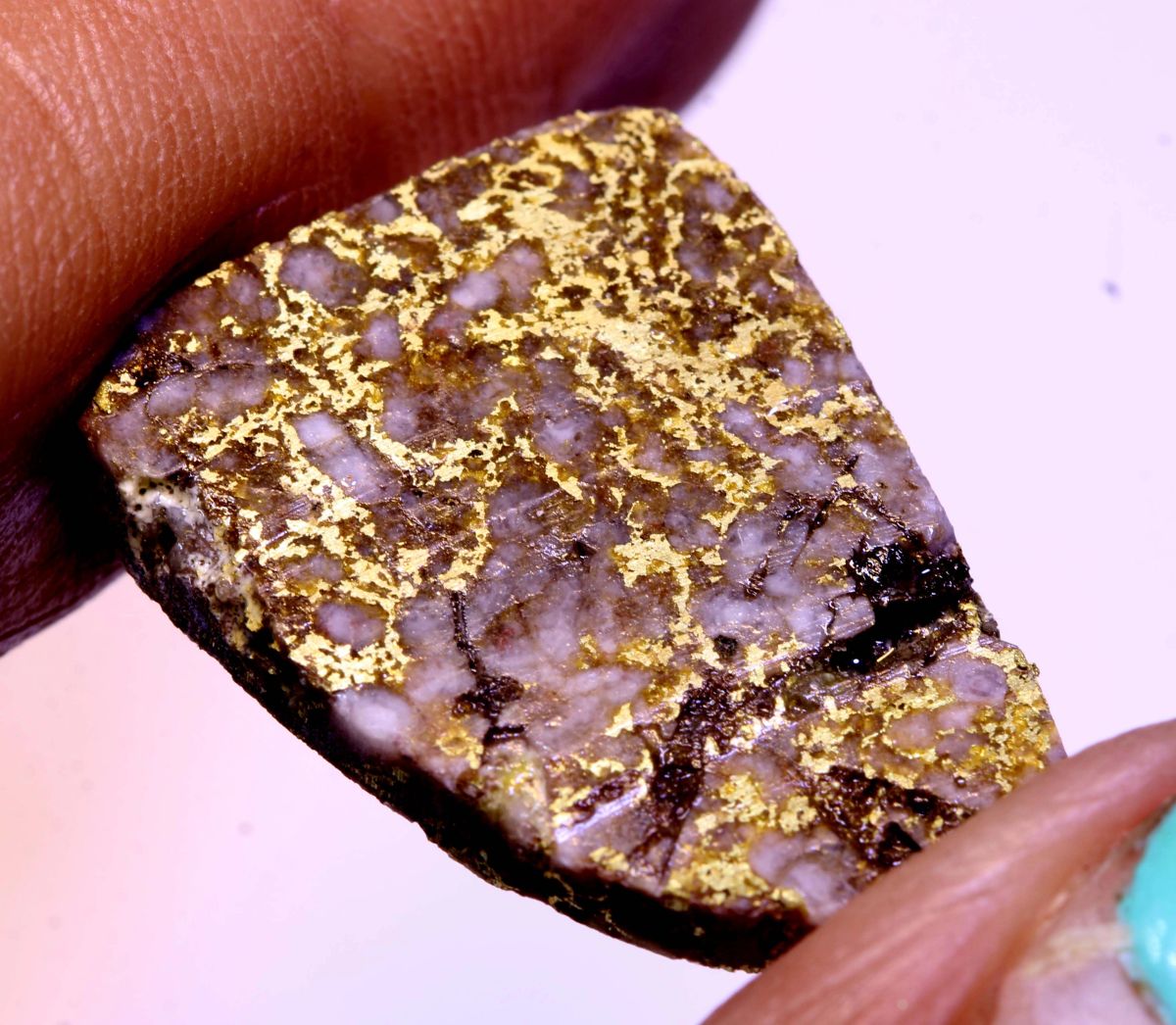 16.40 cts Natural Gold-in-Quartz specimen TBM-2778