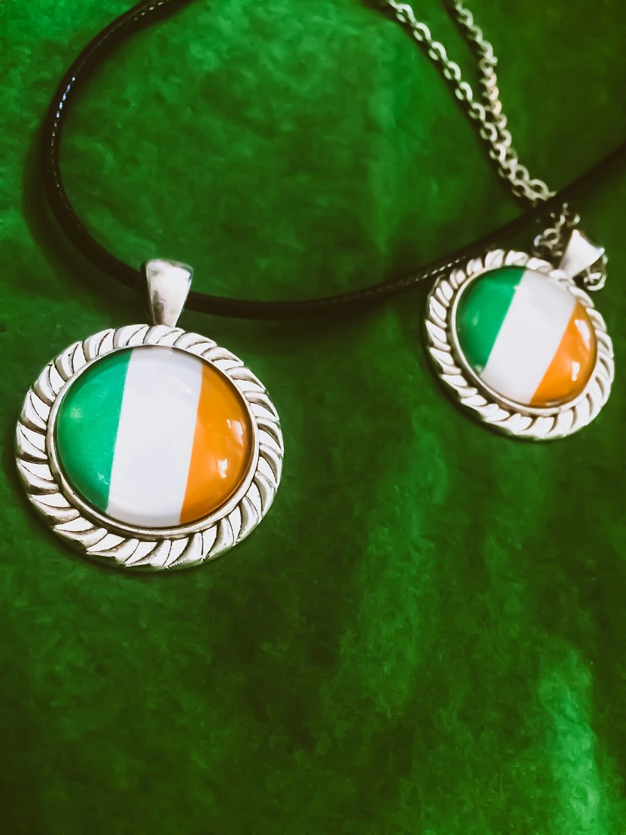 Irish tri colour pendant