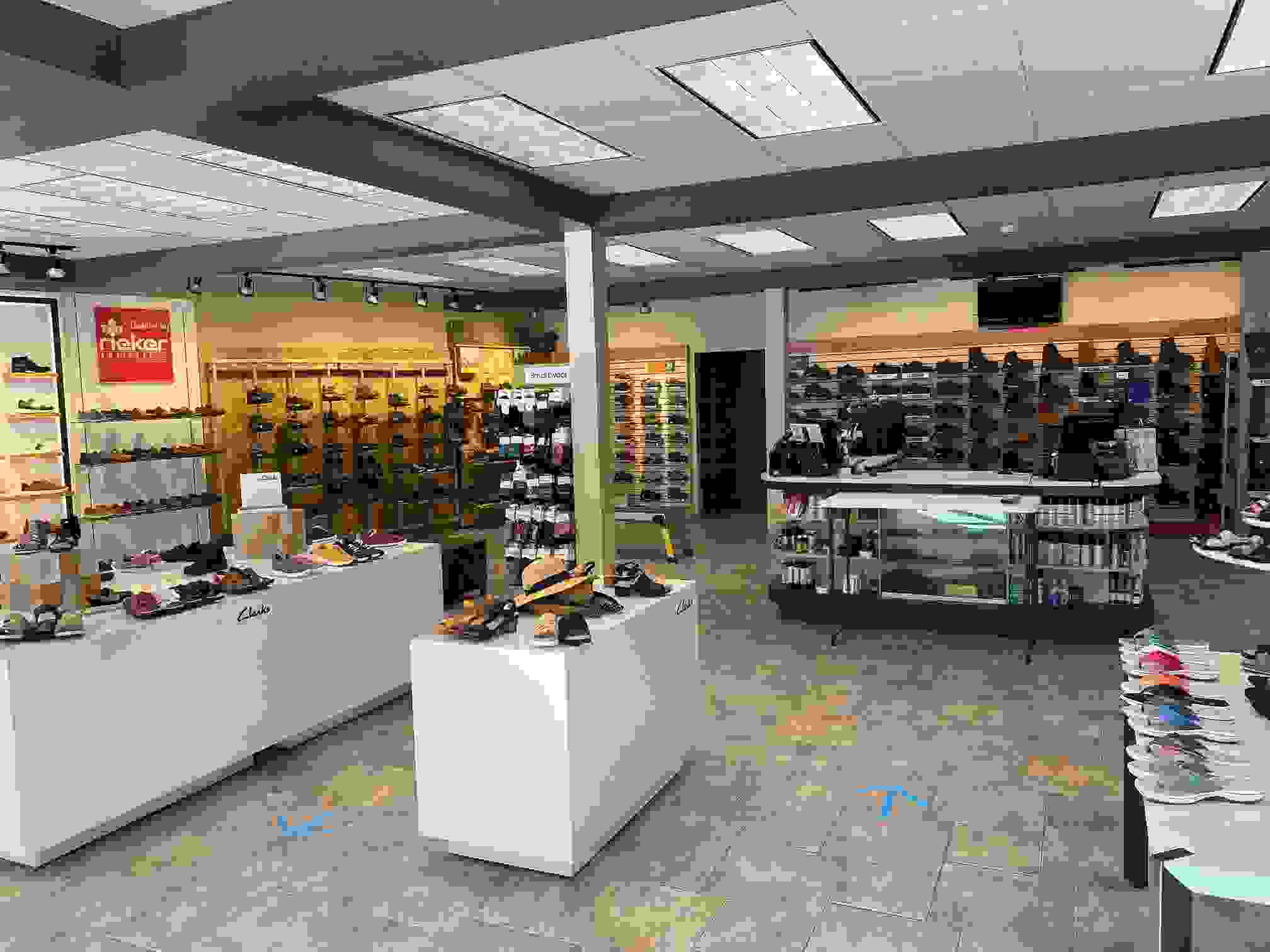 Service Shoe