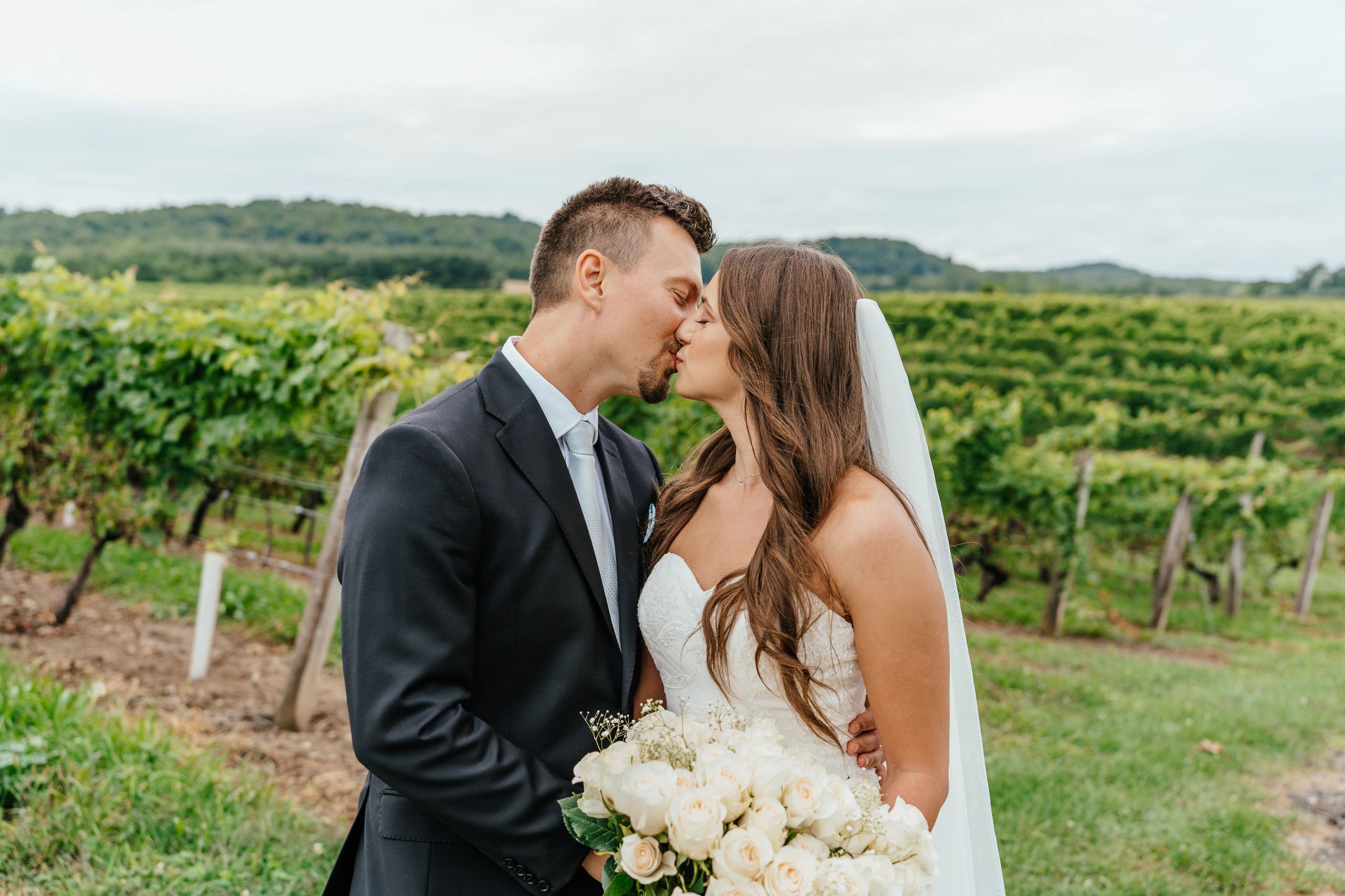 Fables & Lore Photography - Niagara Wedding Photographer