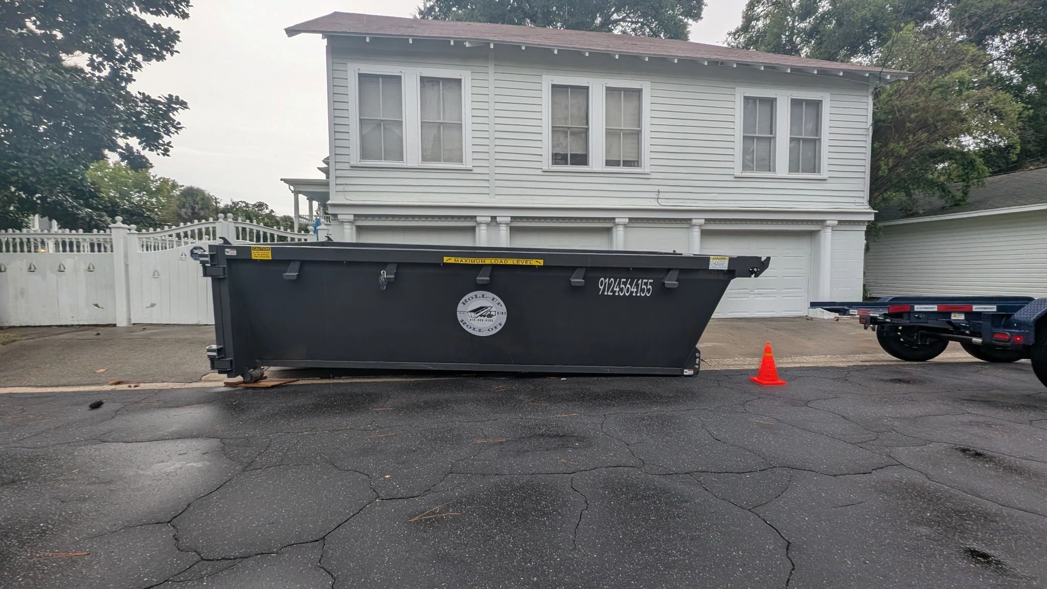 Affordable Roll Off Bins for Easy Waste Management, residential trash ...