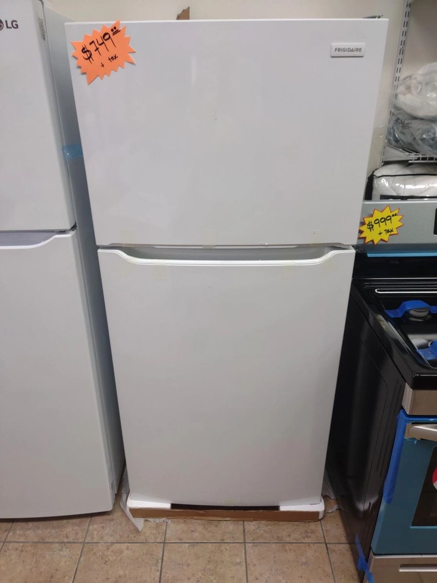 Frigidaire 18 Cubic Foot Top Mount Refrigerator