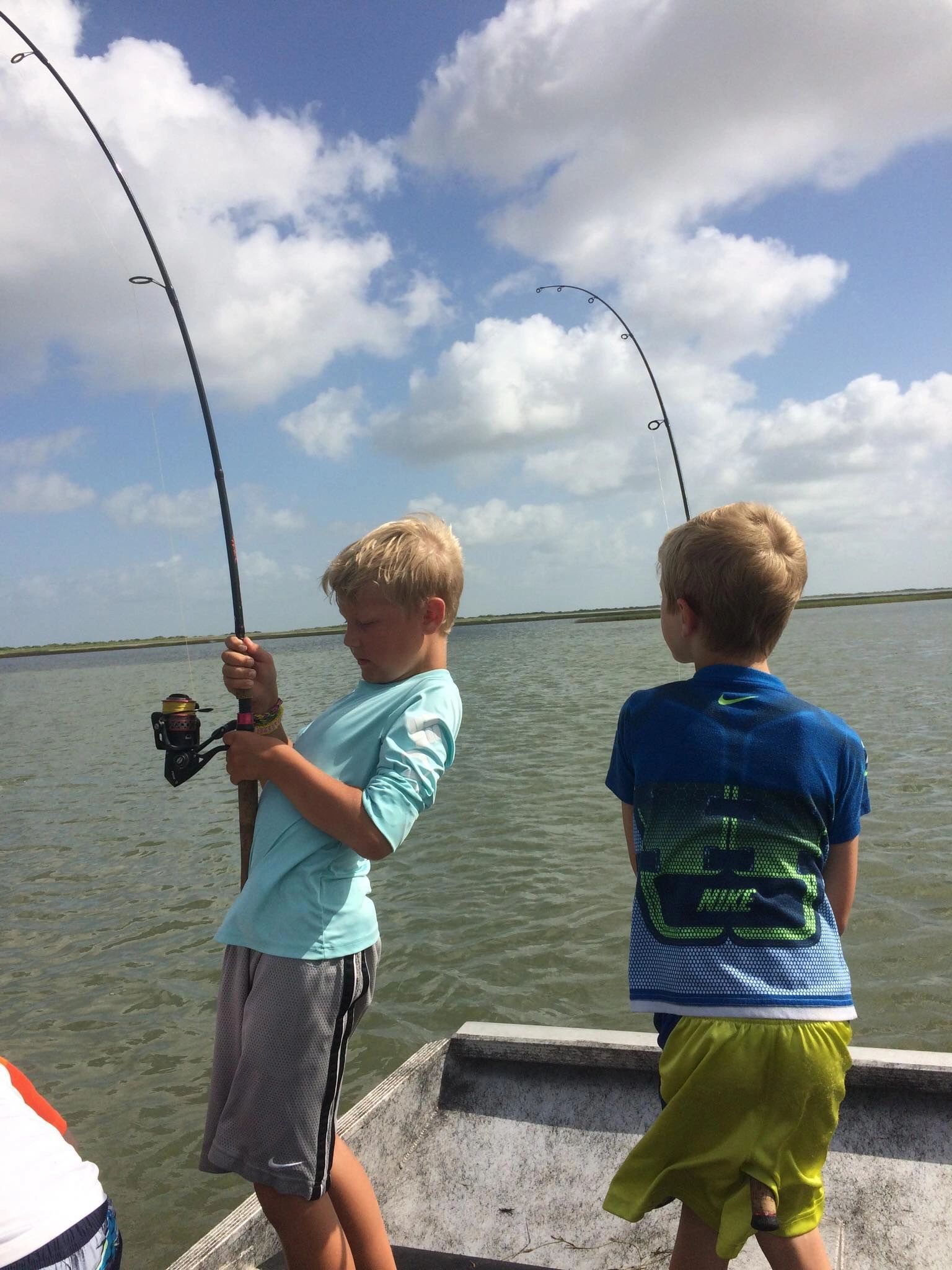 Ryan Waggoner’s Guide Service - Fishing, Hunting, Duck Hunt