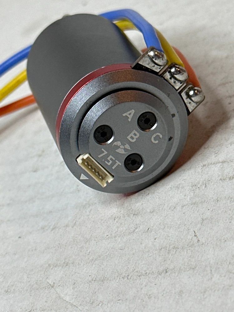 Atomik 7.5T 550 can Sensored Brushless